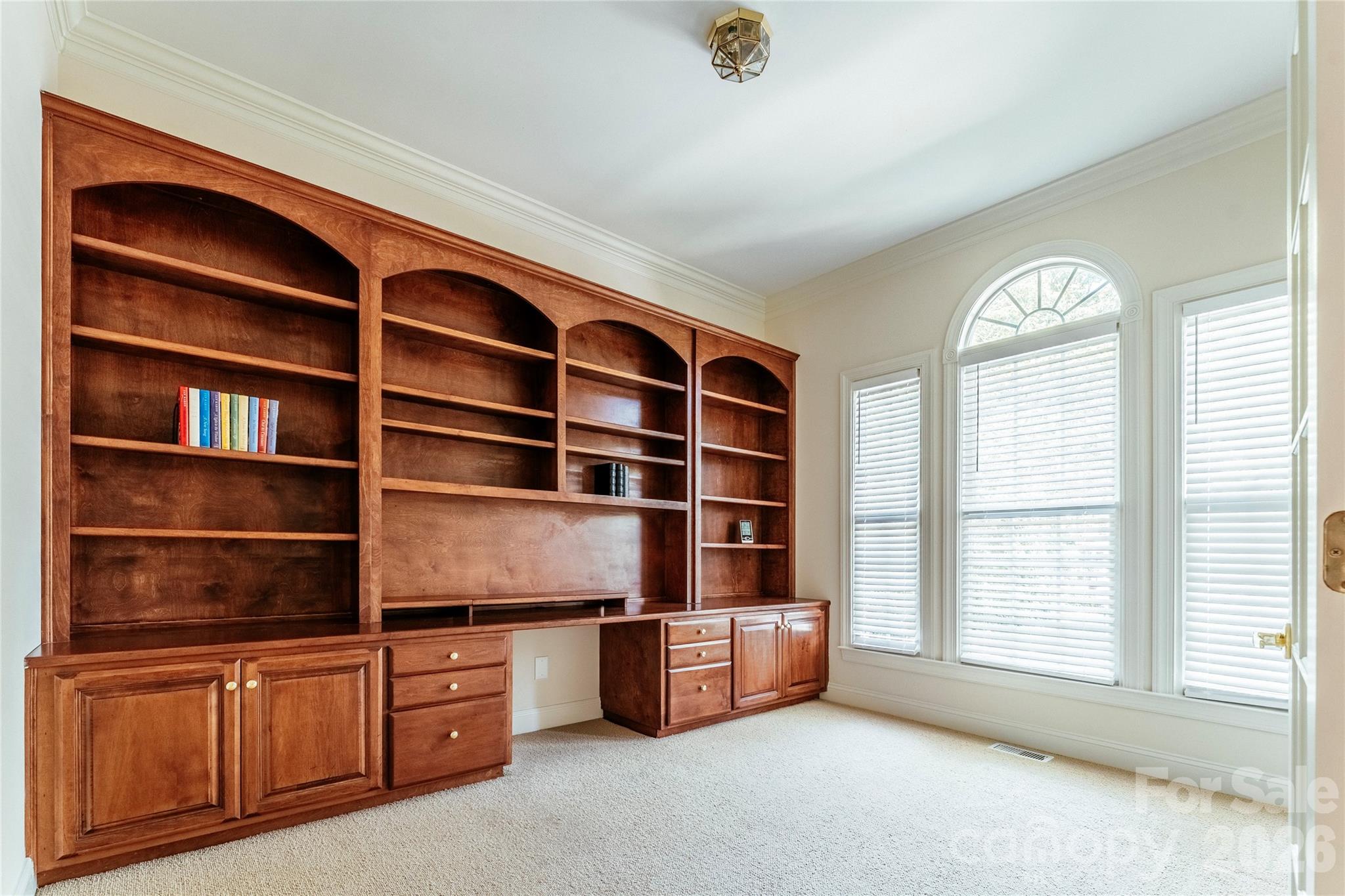 Photo 17 of 9425 Briarwick Lane, Charlotte, NC