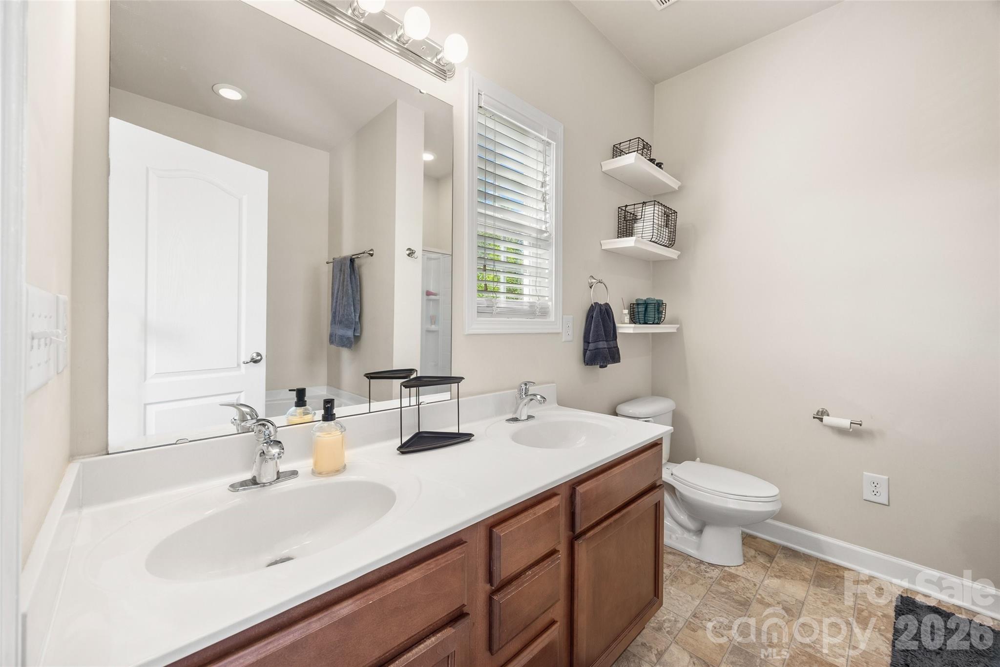9821 Longstone Lane, Charlotte, NC - photo 23 of 34