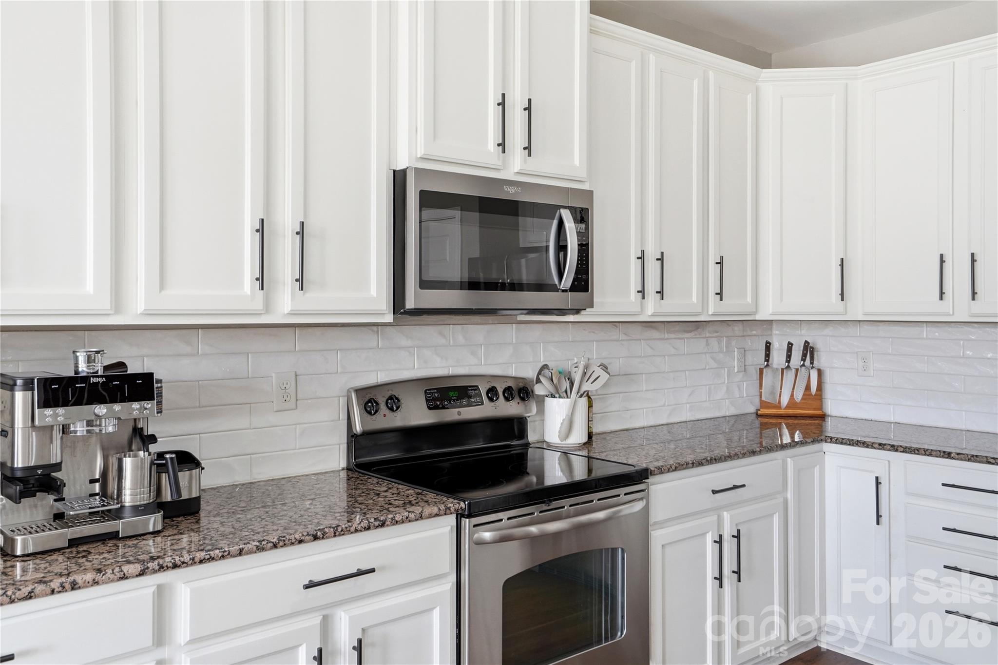 10005 Kings Parade Boulevard, Charlotte, NC - photo 11 of 46
