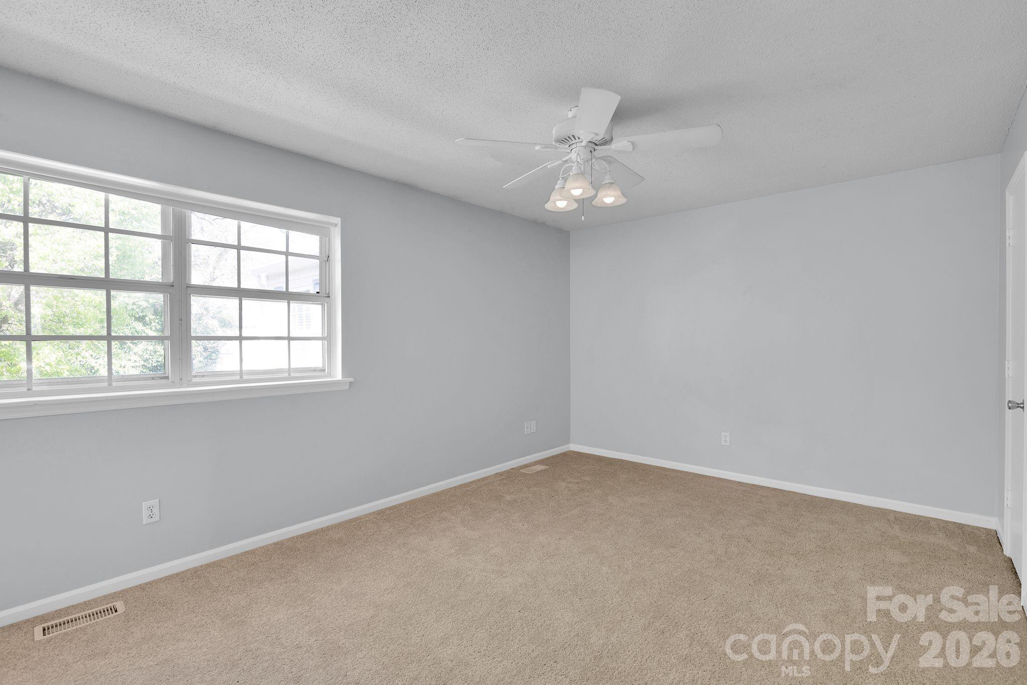 Photo 18 of 8510 Castle Pine Court, Charlotte, NC