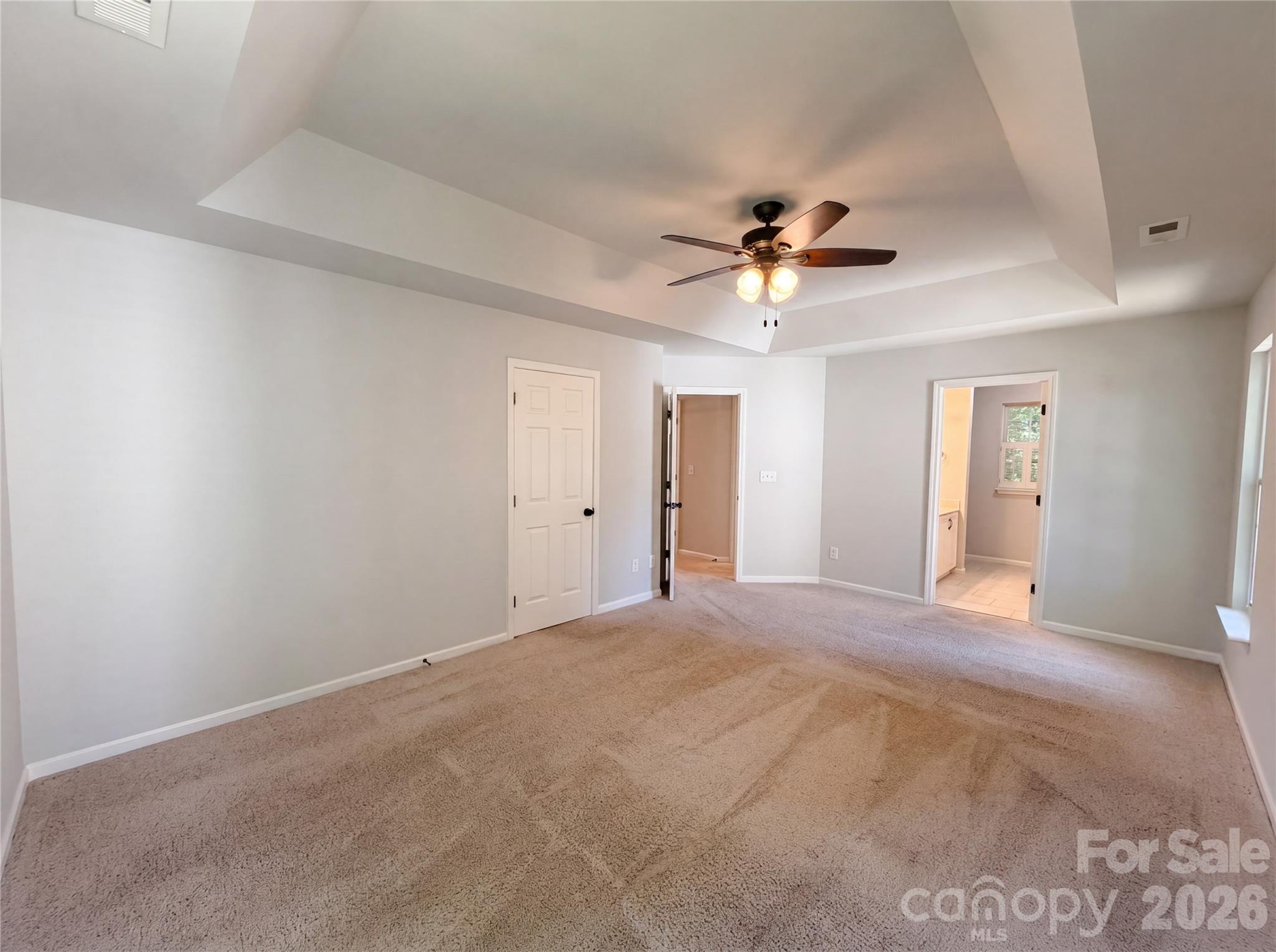 2916 Pinewood Hill Drive, Matthews, NC - photo 4 of 19