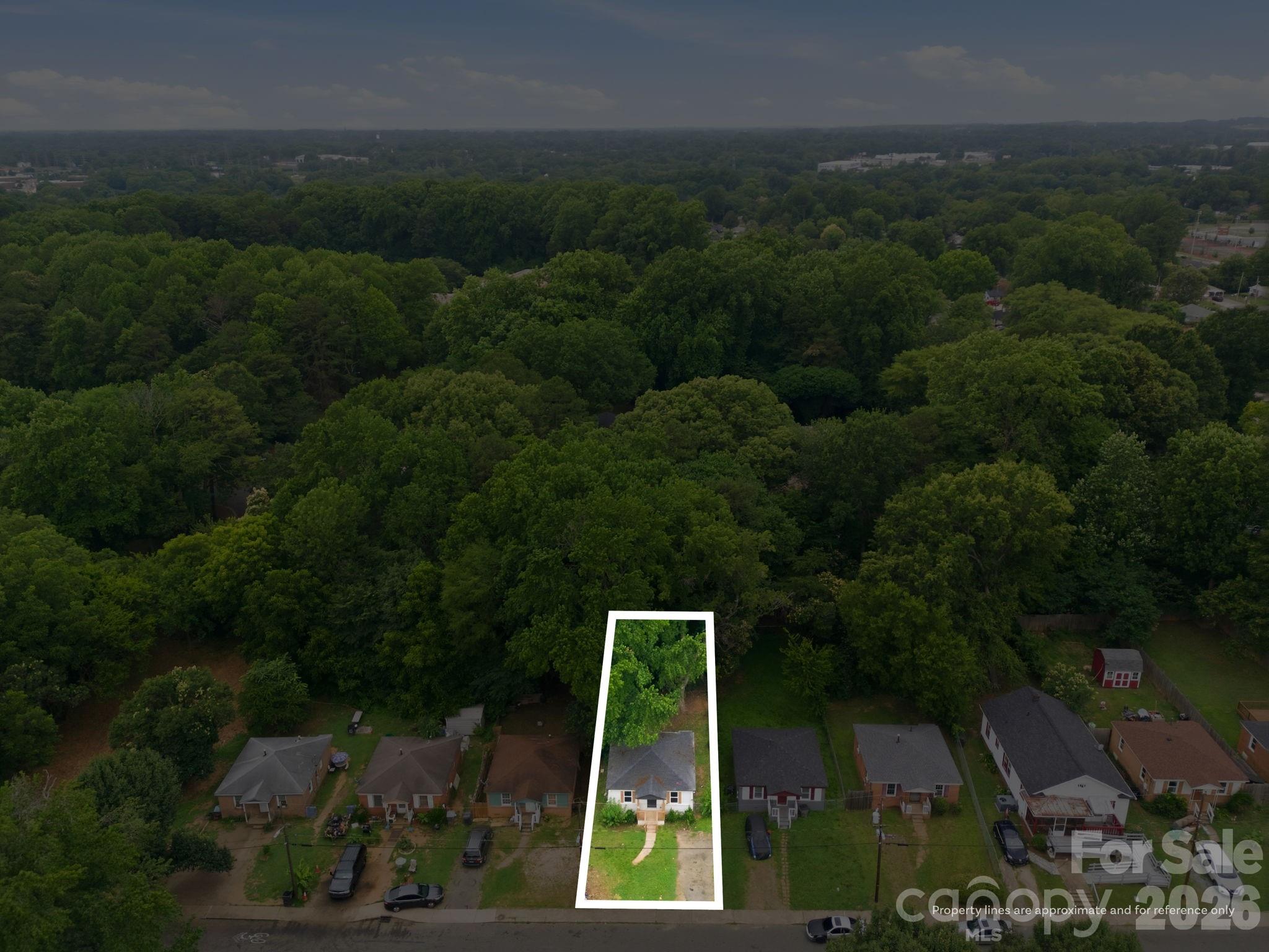 Photo 9 of 1829 Taylor Avenue, Charlotte, NC