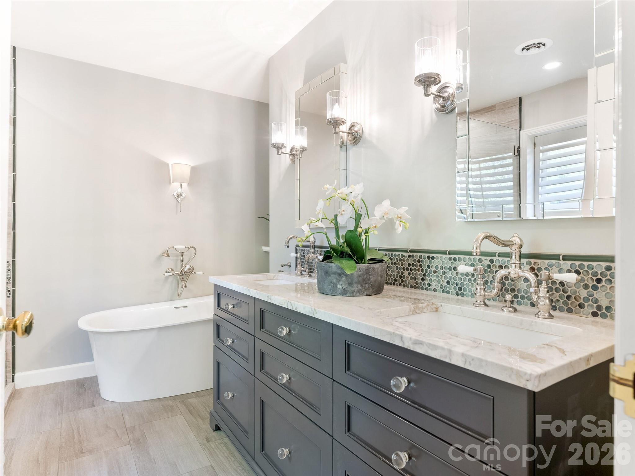Photo 15 of 5239 Winding Brook Road, Charlotte, NC