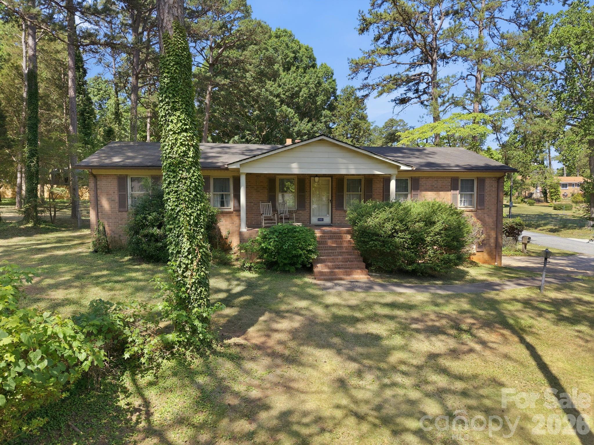 Exterior of 1001 Faith Road, Salisbury, NC