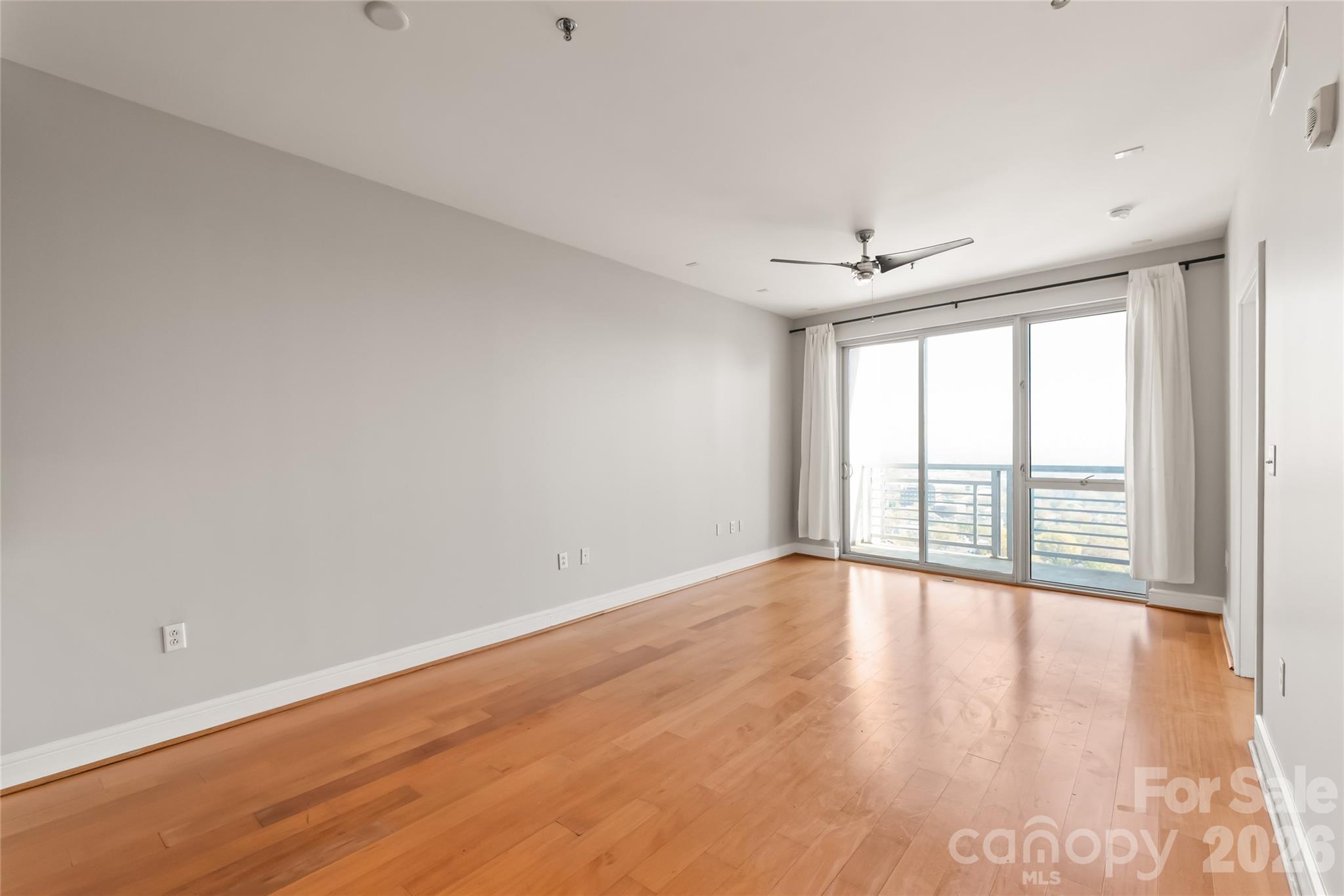 Photo 14 of 333 W Trade Street2502, Charlotte, NC