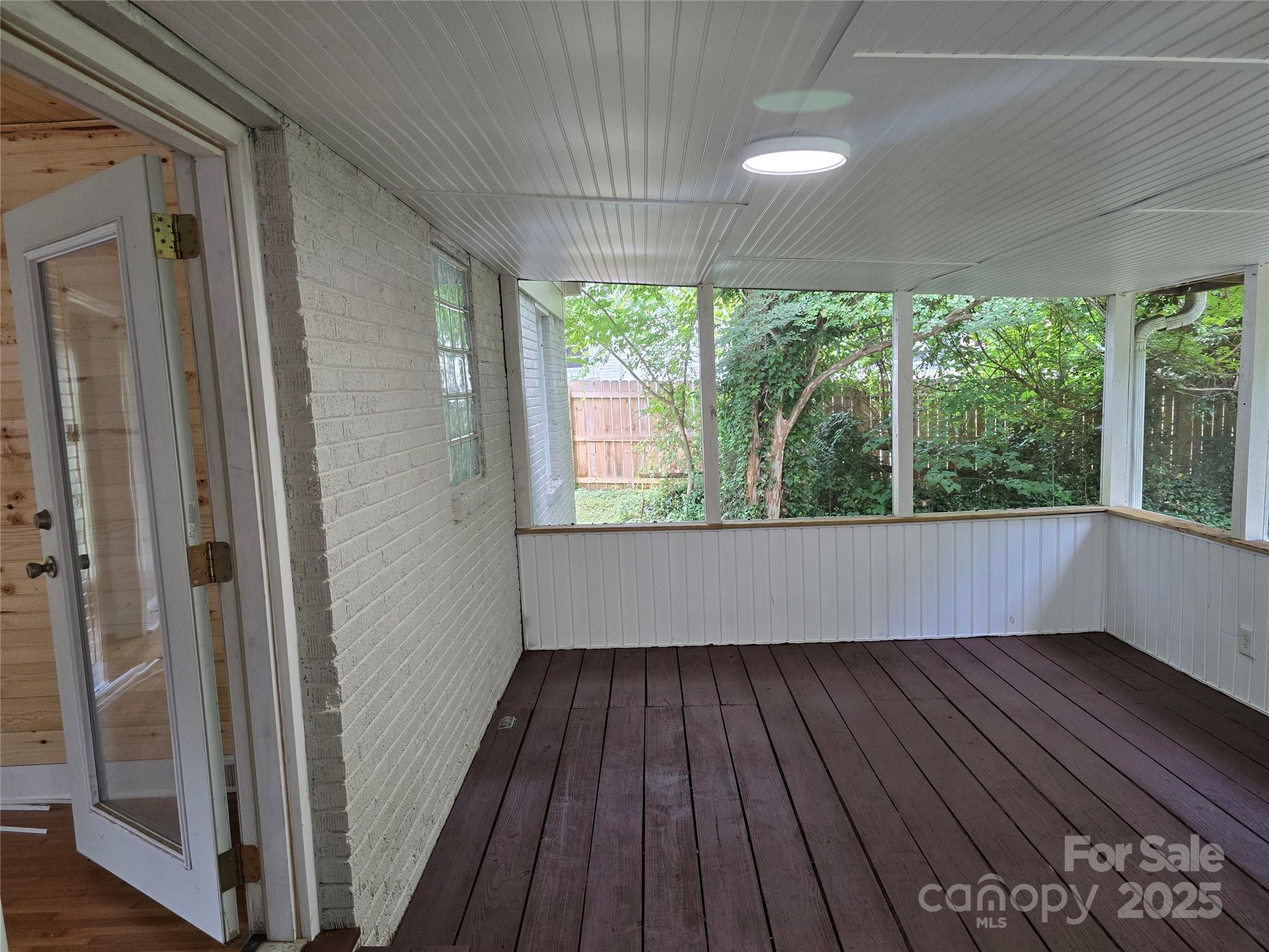 1733 Merry Oaks Road, Charlotte, NC - photo 9 of 12