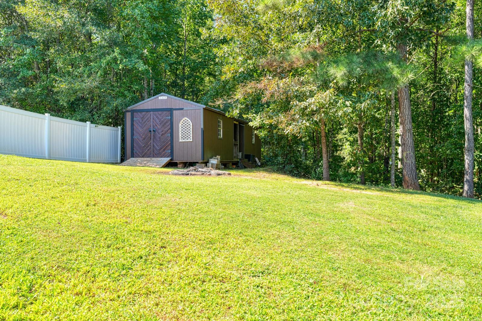 1281 Twin Bridge Road, Gaffney, SC - photo 31 of 39