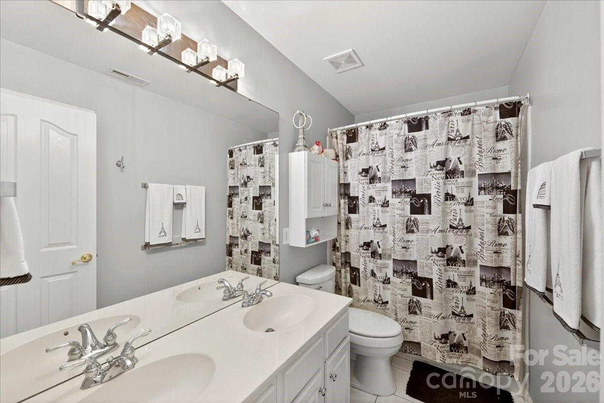 Photo 37 of 10604 Knight Castle Drive60, Charlotte, NC