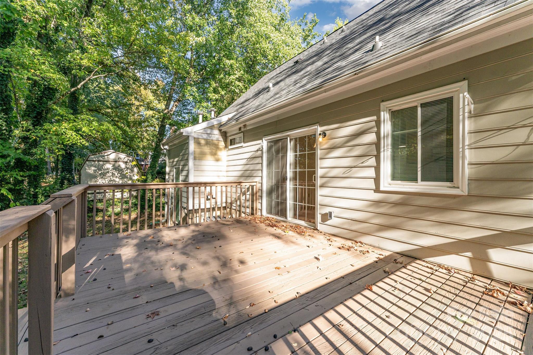 Photo 26 of 2319 Oak Leigh Drive, Charlotte, NC