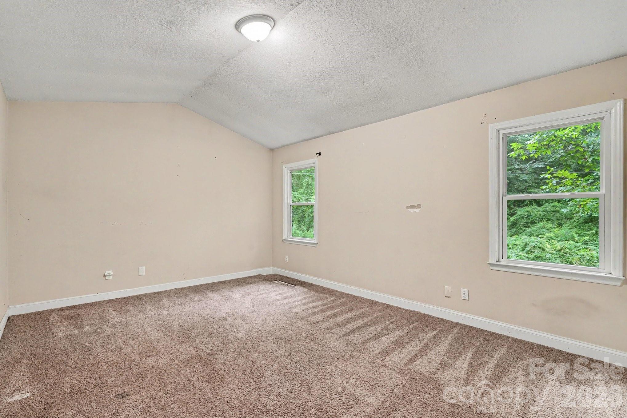 Photo 12 of 7111 Amarillo Drive, Charlotte, NC
