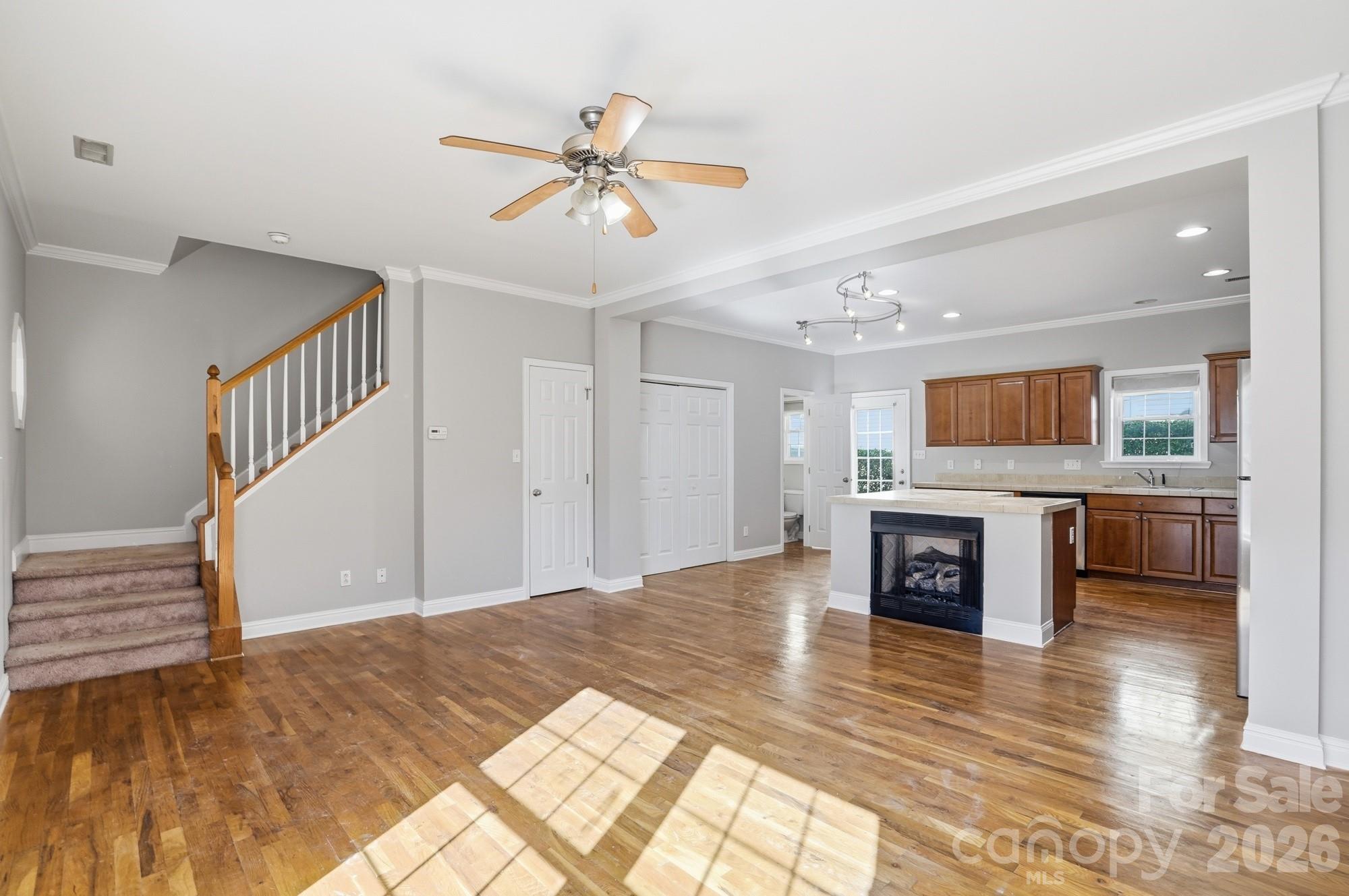 Photo 3 of 4322 Laurel Hill Lane, Charlotte, NC