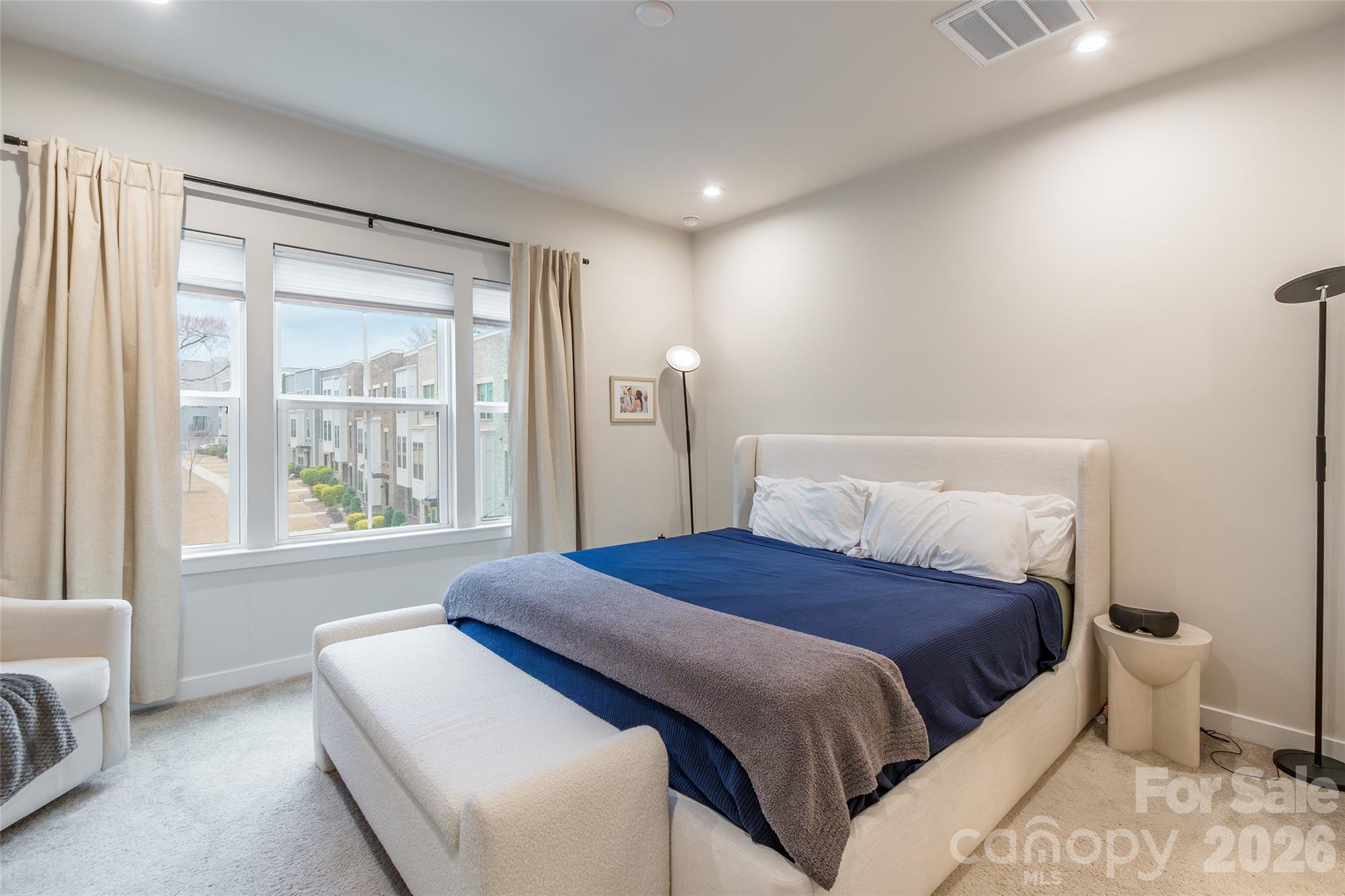 Photo 12 of 924 Broad River Lane, Charlotte, NC