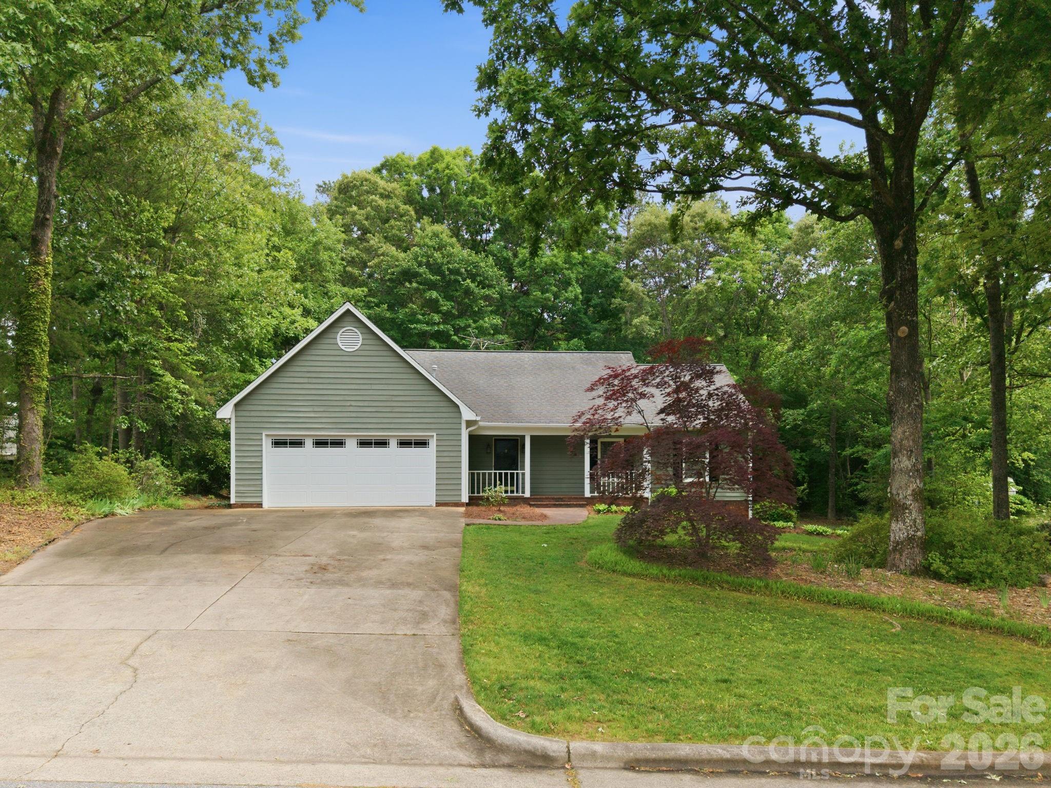 4804 Elmhurst Drive NE, Hickory, NC - photo 35 of 40