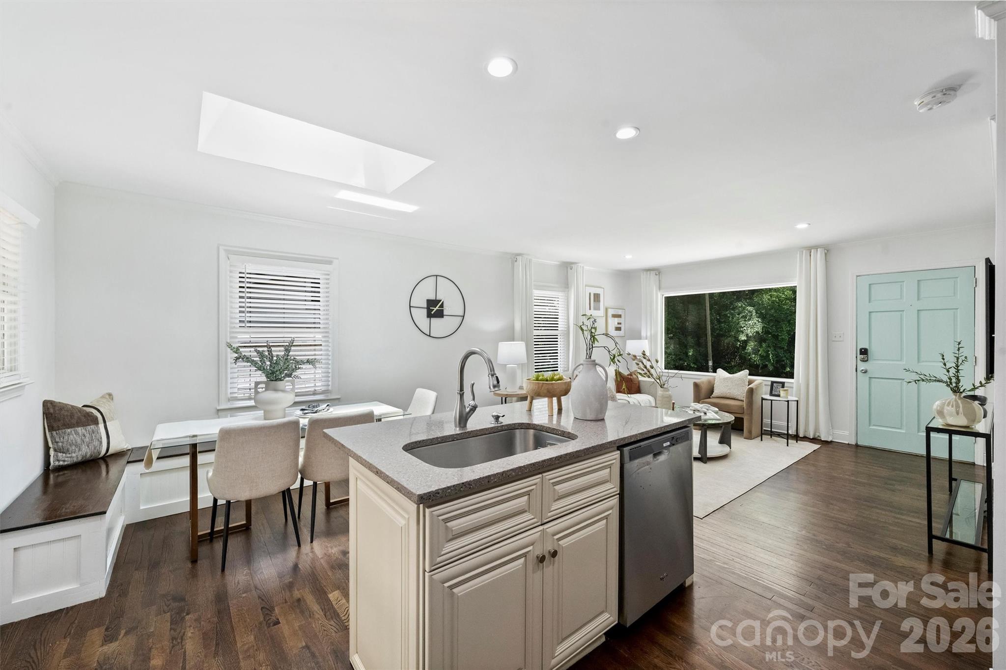 Photo 13 of 827 Spruce Street, Charlotte, NC