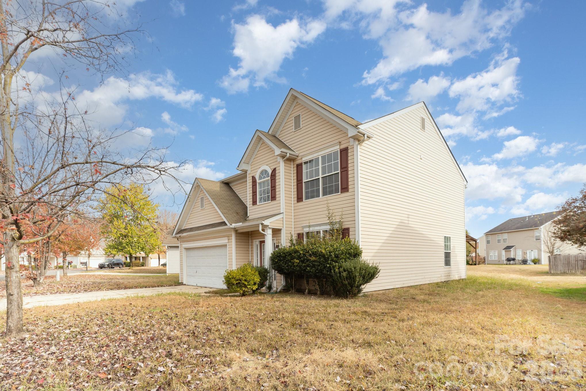 14413 Asheton Creek Drive, Charlotte, NC - photo 4 of 39