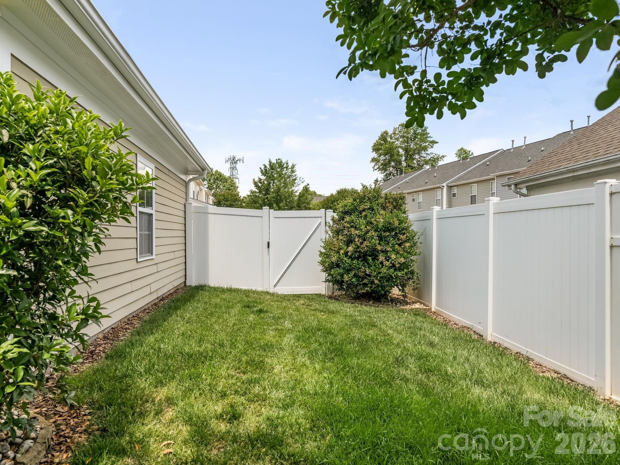Photo 22 of 7118 Blakeney Greens Boulevard, Charlotte, NC