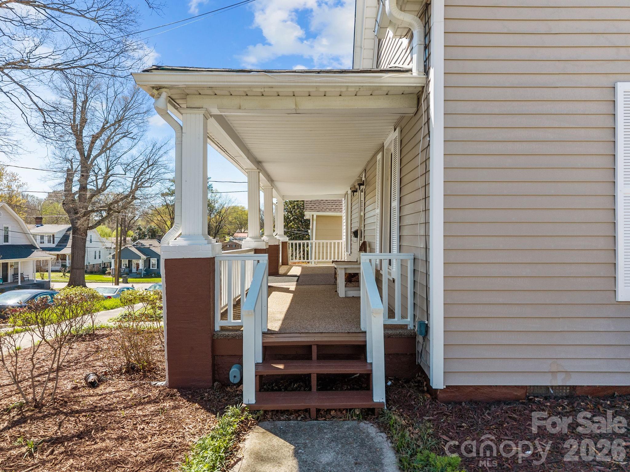 414 S Spencer Avenue, Spencer, NC - photo 6 of 45