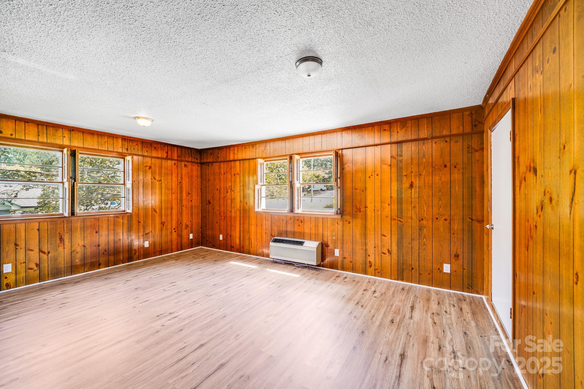 Photo 2 of 830 Cabaniss Drive, Shelby, NC