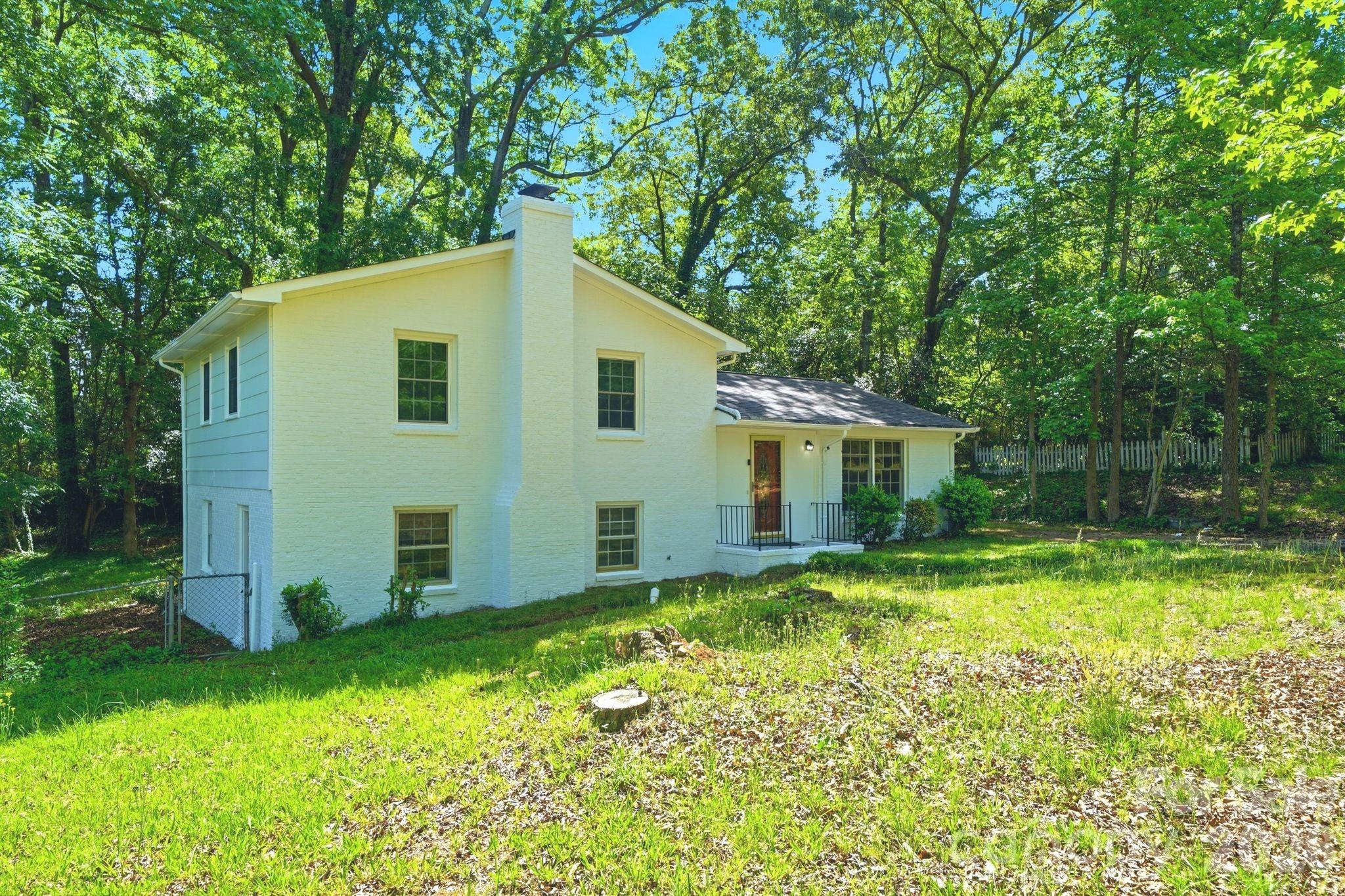 Photo 3 of 1412 Rama Road, Charlotte, NC
