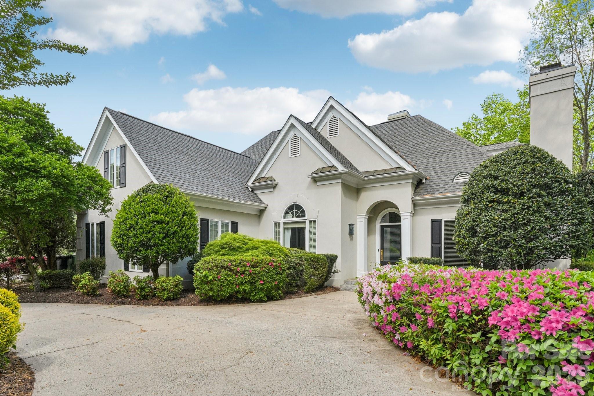 Home for sale at 16201 Woolwine Road, Charlotte, NC — photo 1 of 48