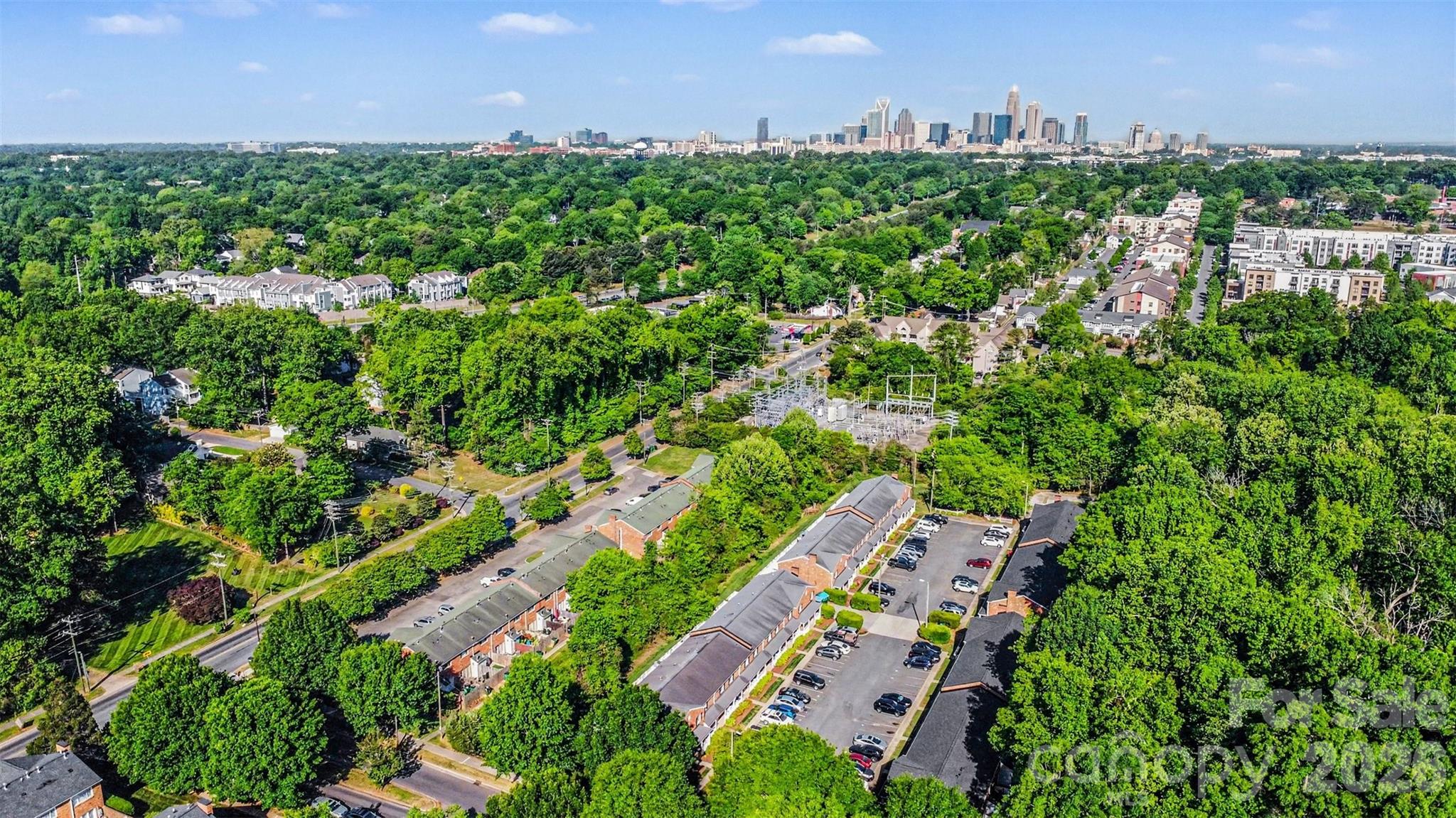 Photo 27 of 1201 Green Oaks Lane, Charlotte, NC