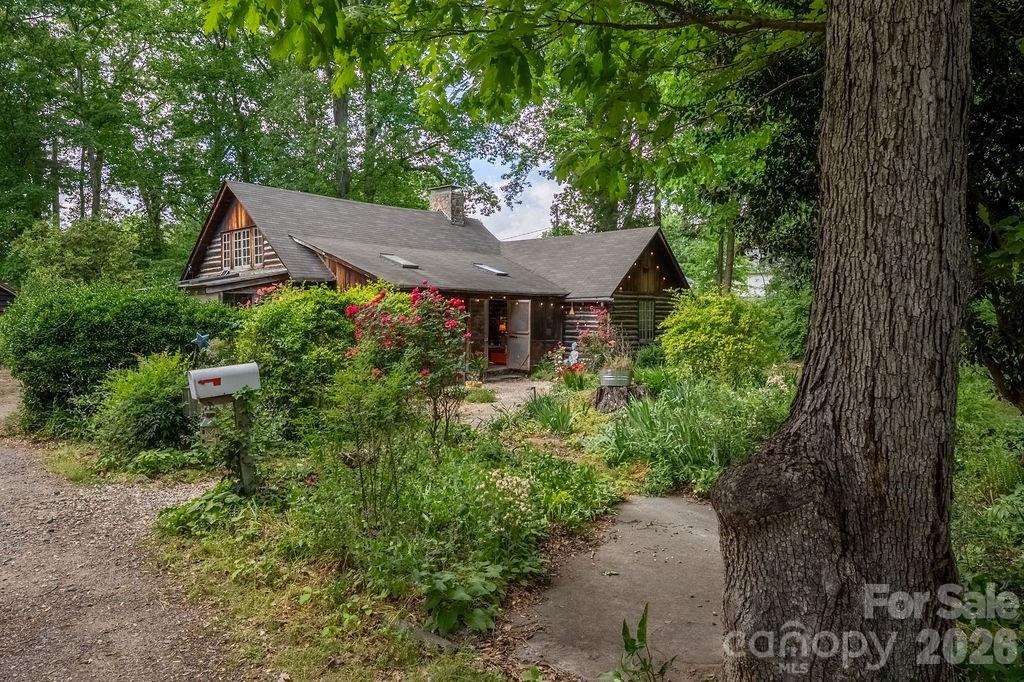 Home for sale at 2107 Mandarin Boulevard, Charlotte, NC — photo 1 of 47