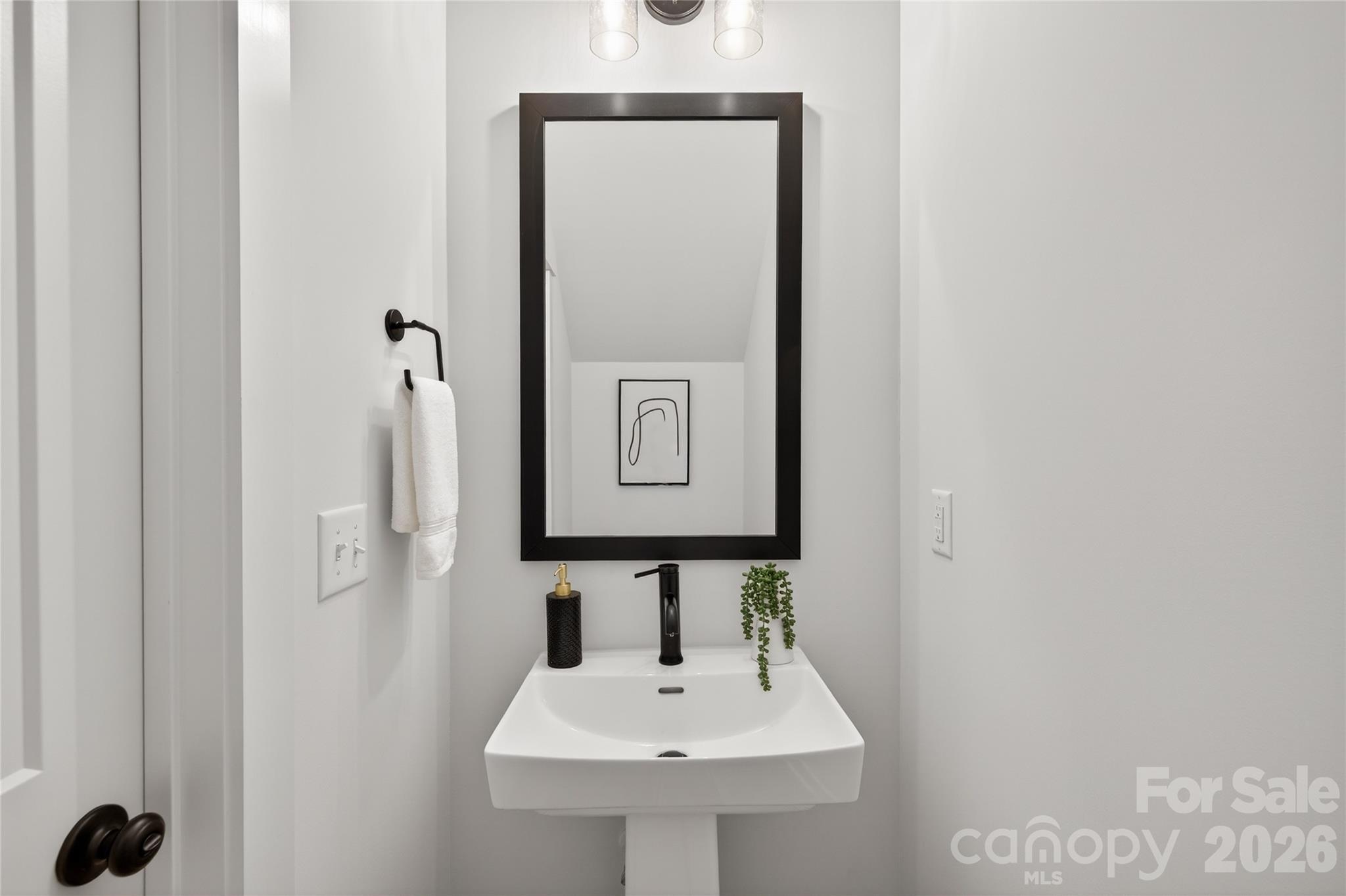 Photo 16 of 12722 Hamilton Road, Charlotte, NC