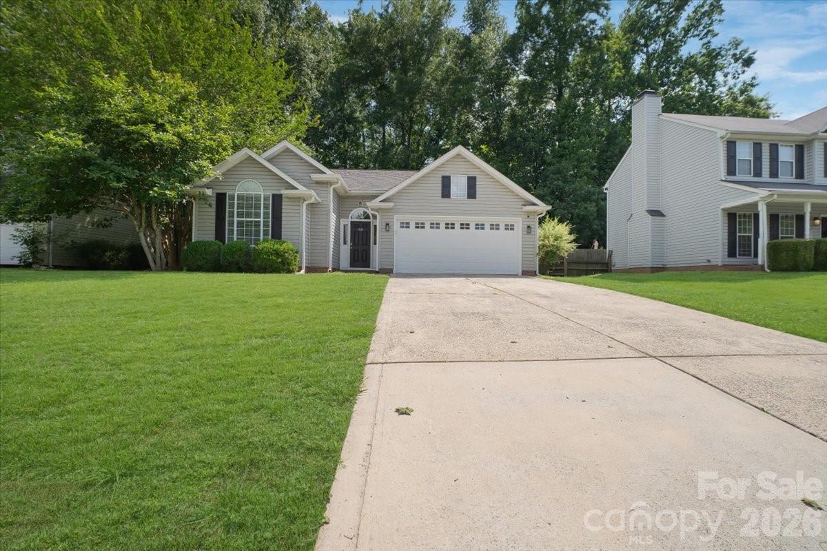 Home for sale at 14136 Walkers Crossing Drive, Charlotte, NC — photo 1 of 48