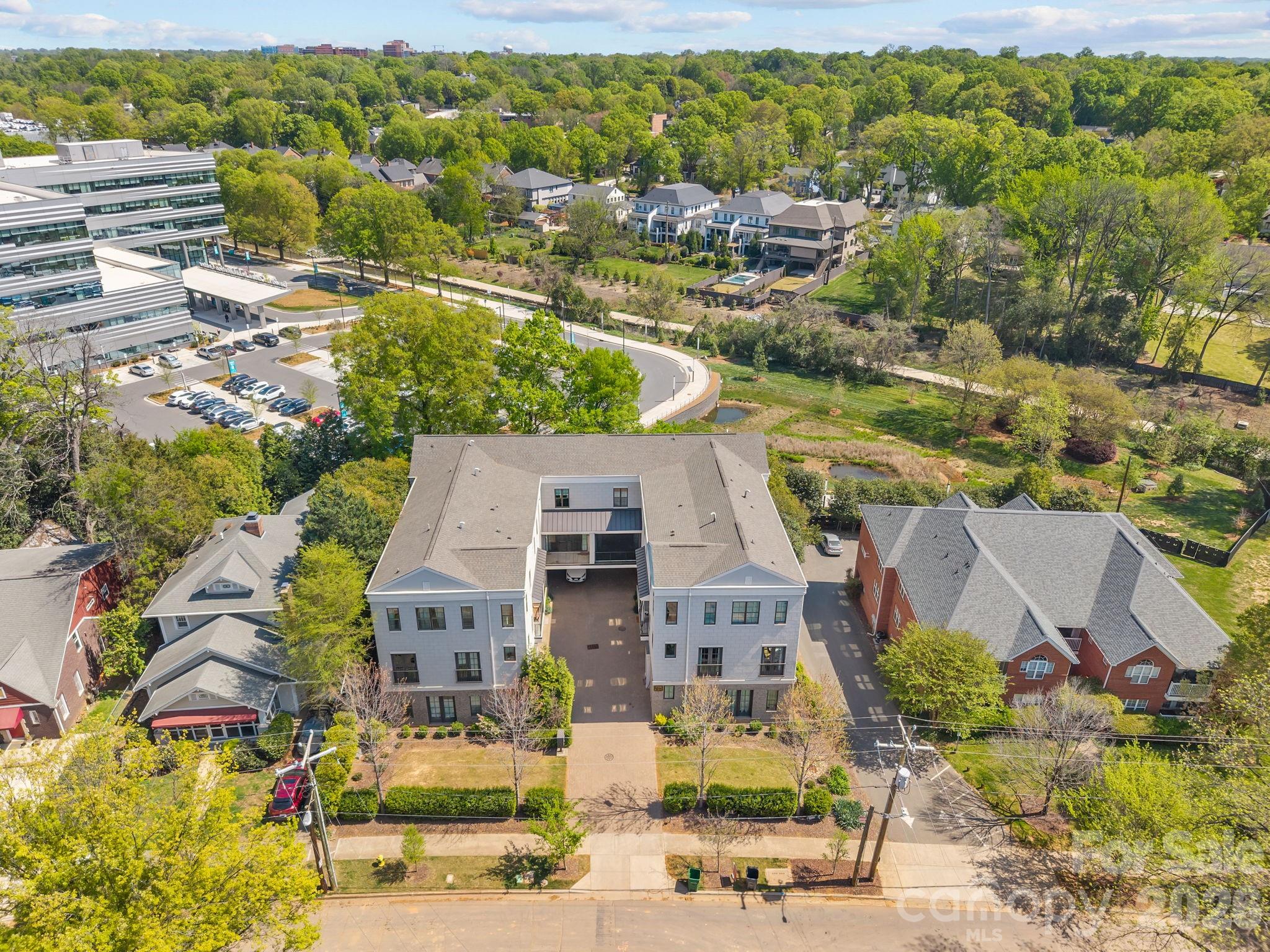 Photo 3 of 1708 Lombardy CircleD, Charlotte, NC