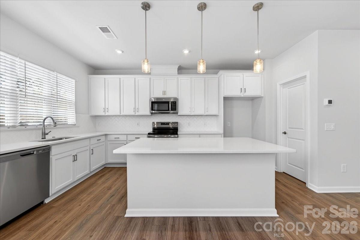Photo 7 of 8426 Discovery Lane, Charlotte, NC