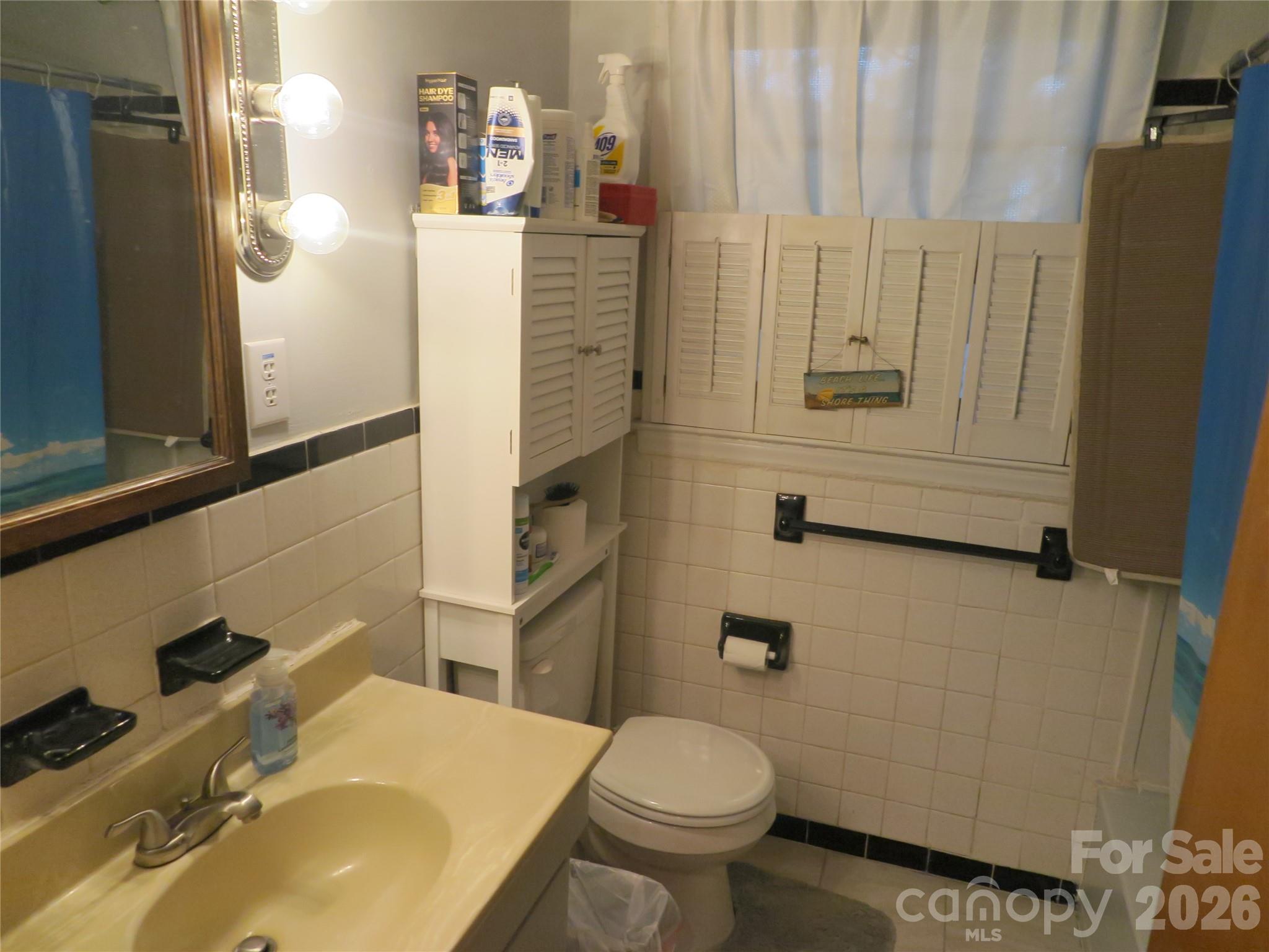 419 S Church Street, Lowell, NC - photo 10 of 22