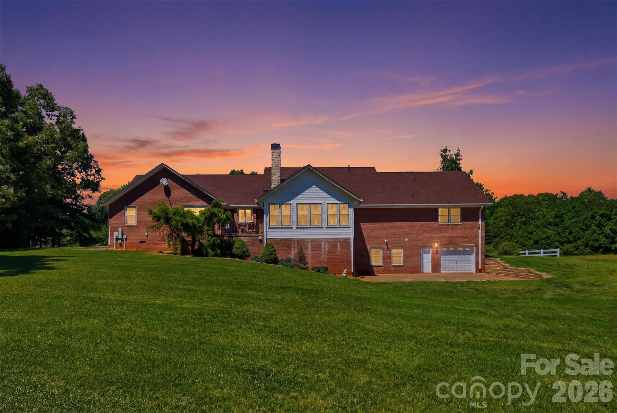 Photo 10 of 6181 Willowbottom Road, Hickory, NC