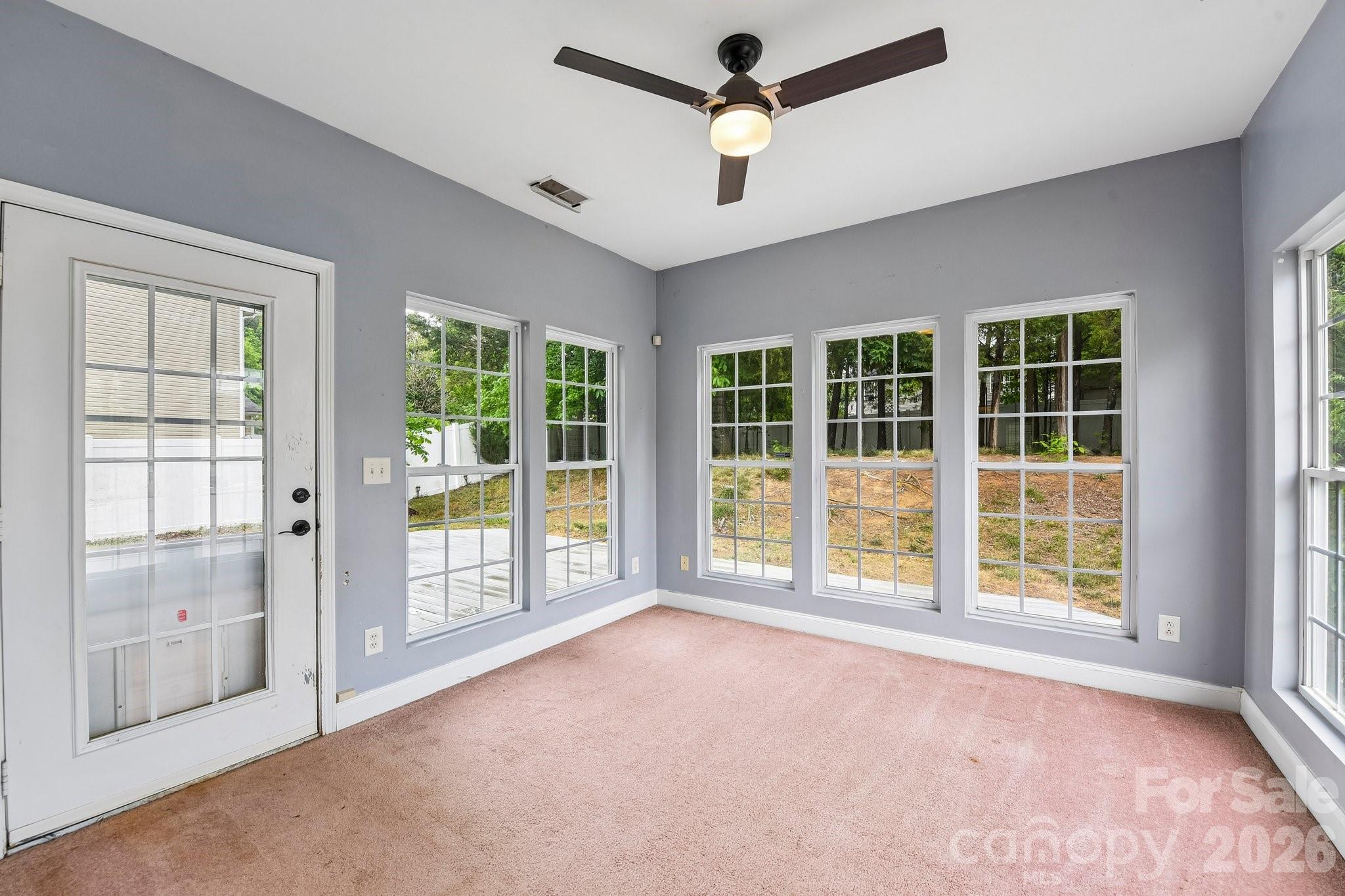Photo 4 of 8718 Buttonwood Court, Charlotte, NC