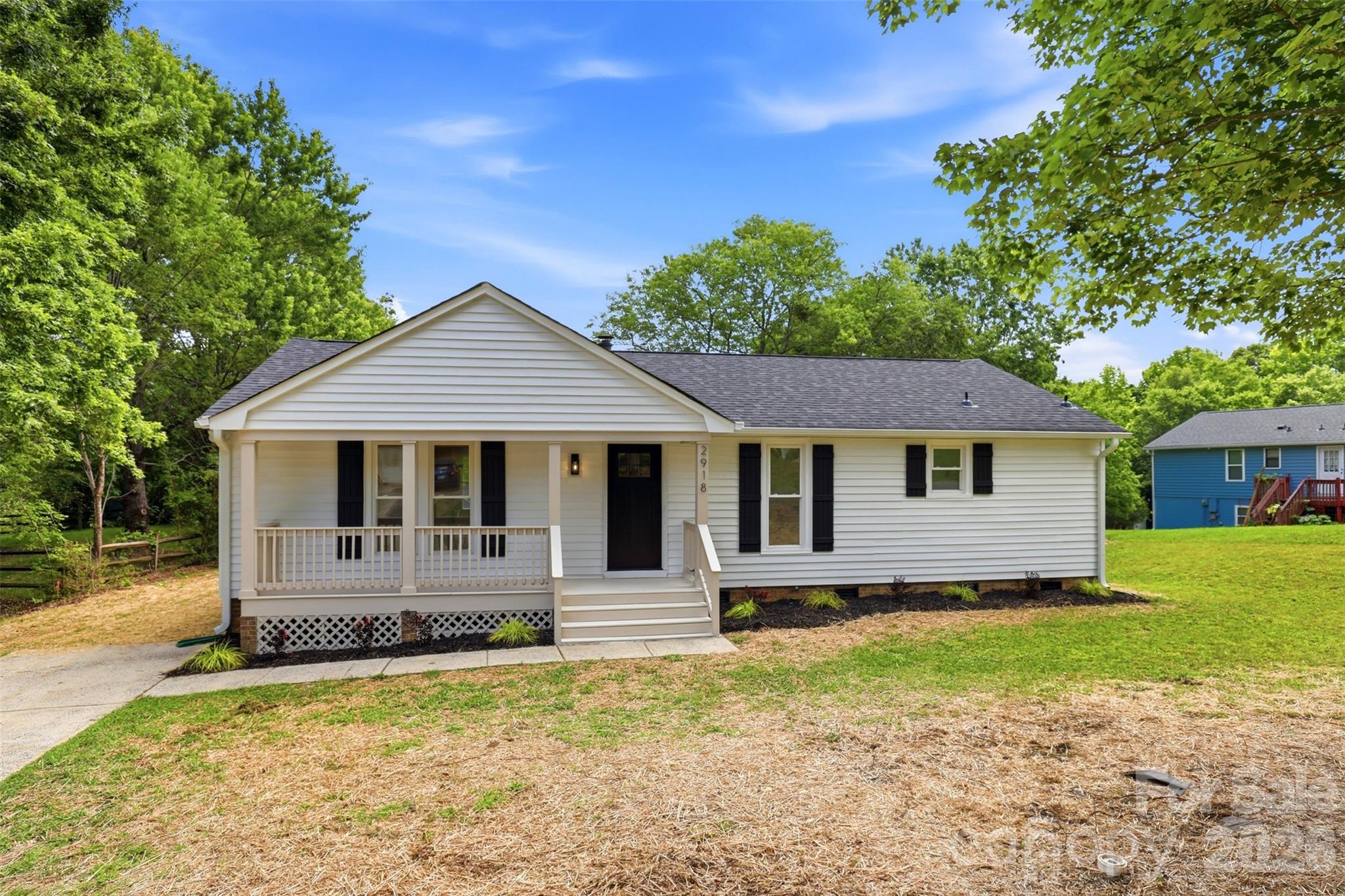 Home for sale at 2918 Wild Duck Court, Charlotte, NC — photo 1 of 25