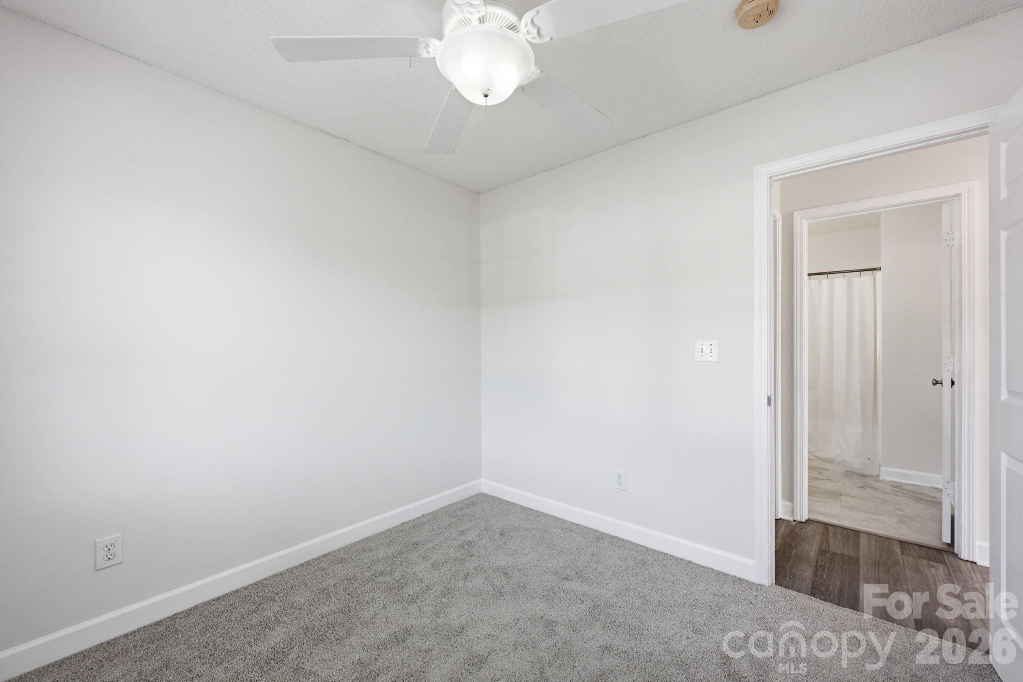 915 Barracuda Avenue, Statesville, NC - photo 12 of 26