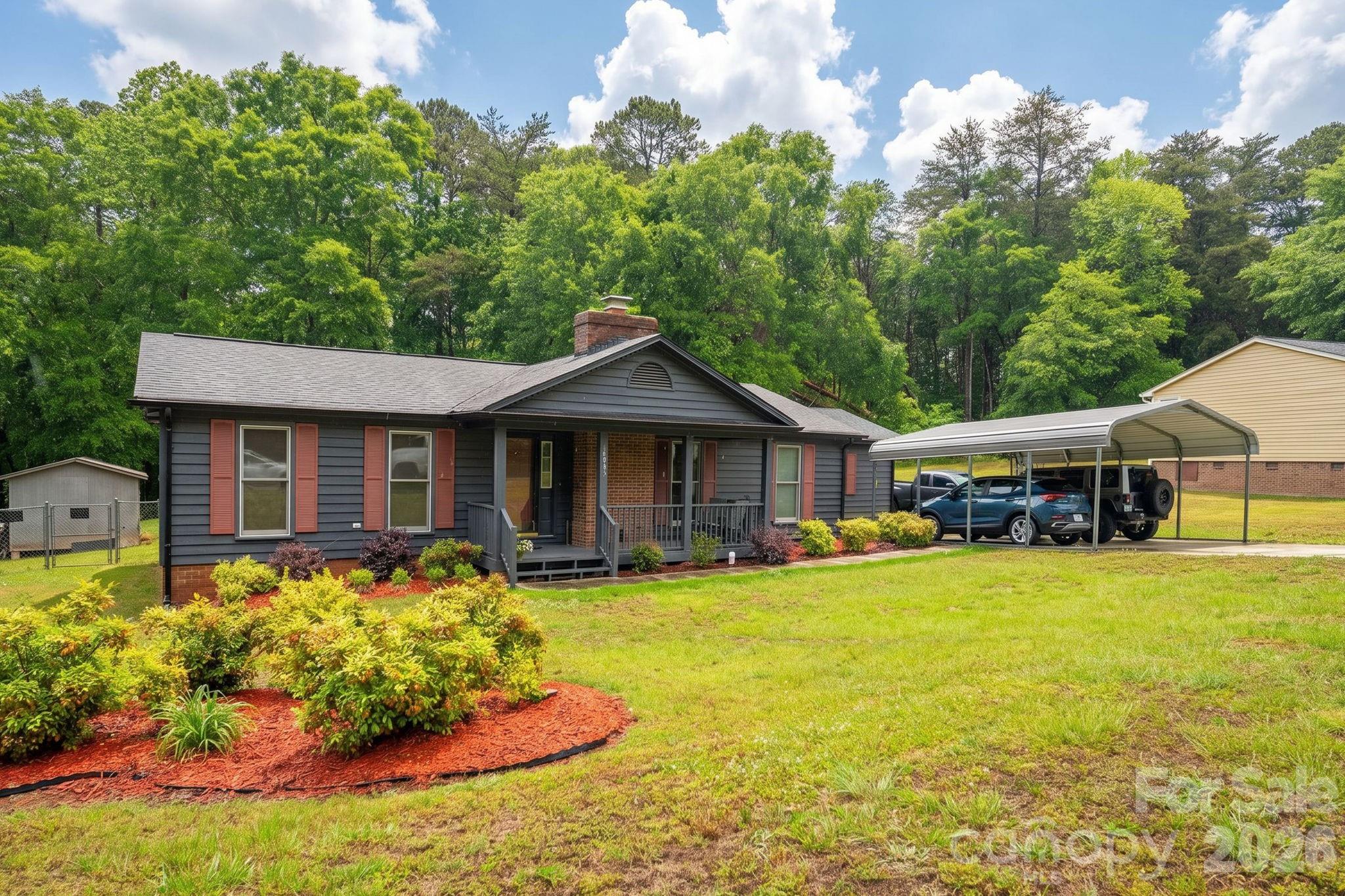 Photo 3 of 1841 Oak Hollow Road, Gastonia, NC
