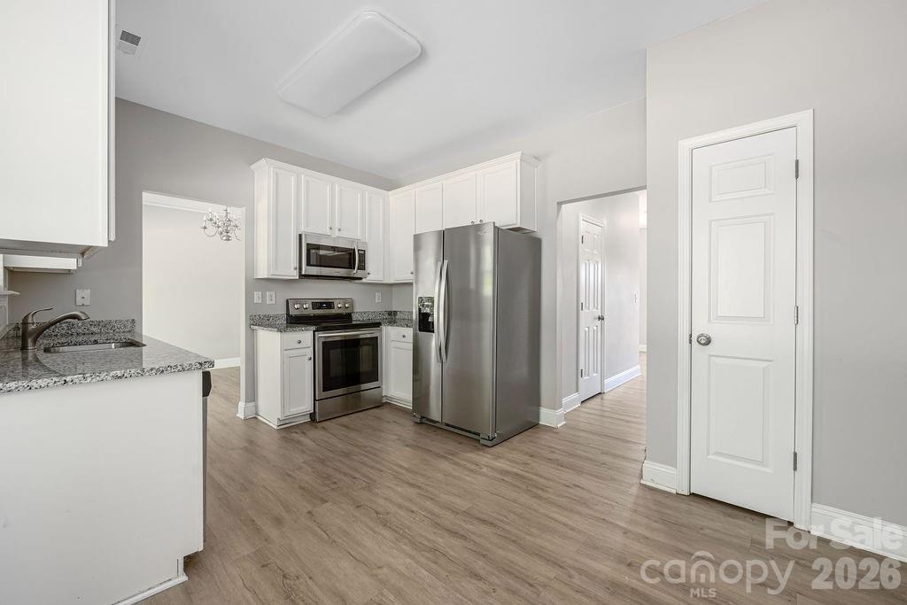 Photo 13 of 5834 Timbertop Lane, Charlotte, NC