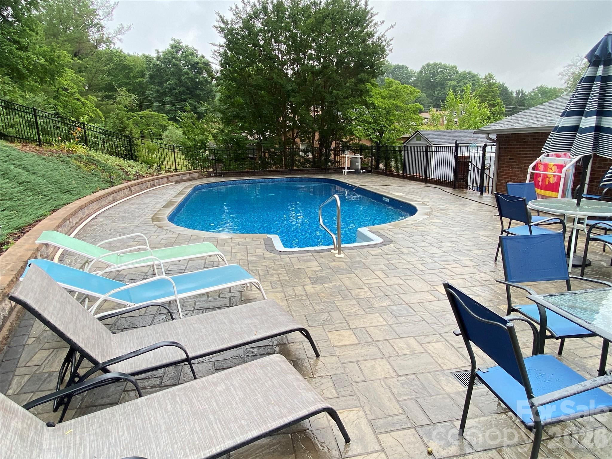 2959 Ramblewoods Drive, Valdese, NC - photo 3 of 15