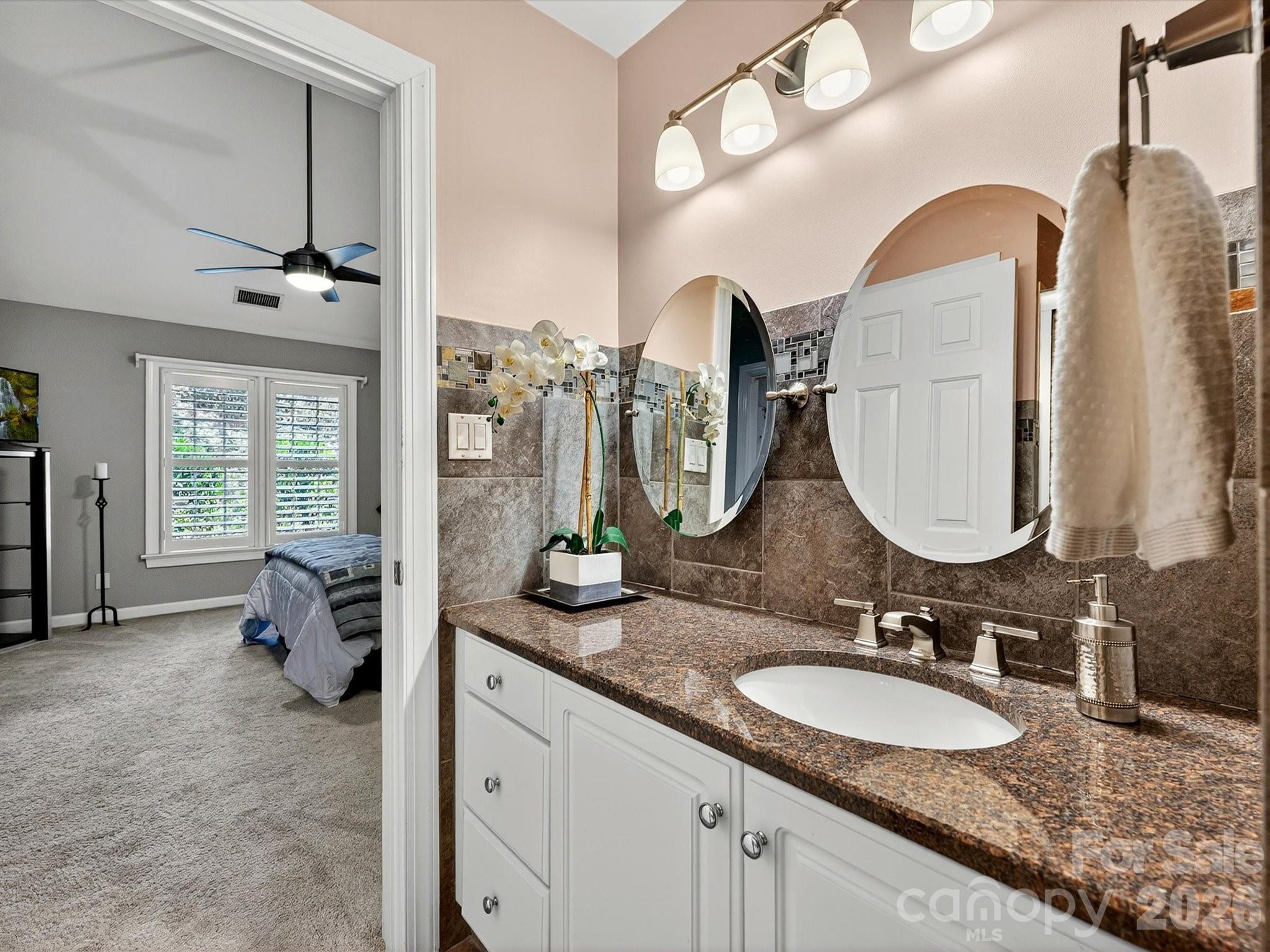 Photo 20 of 7444 Hurstbourne Green Drive, Charlotte, NC