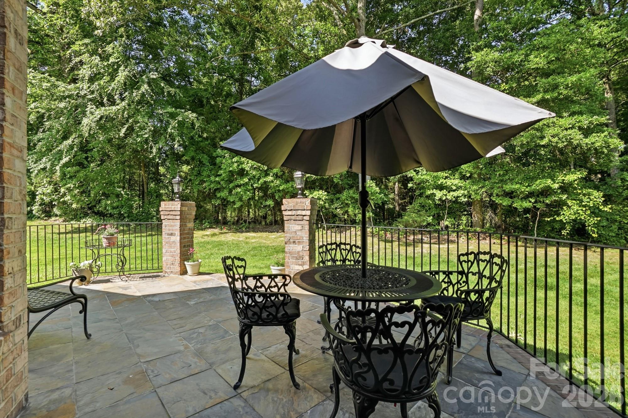 11855 Churchfield Lane, Charlotte, NC - photo 32 of 38