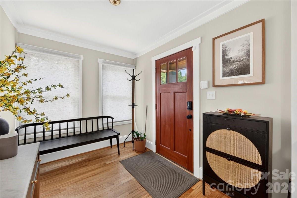 Home for sale at 2120 Dalehurst Drive, Charlotte, NC — photo 4 of 40