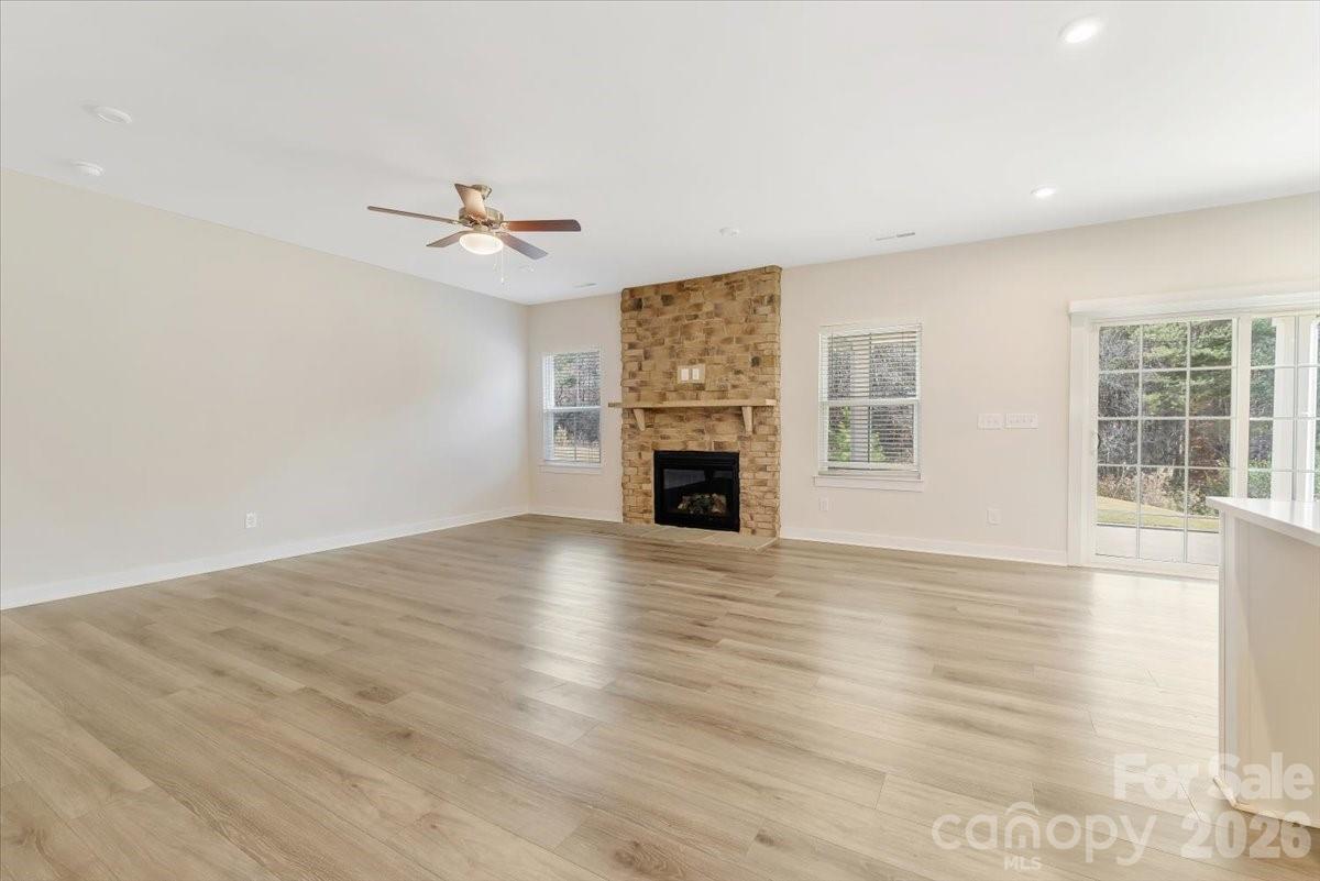 202 Tetcott Street, Mooresville, NC - photo 7 of 48