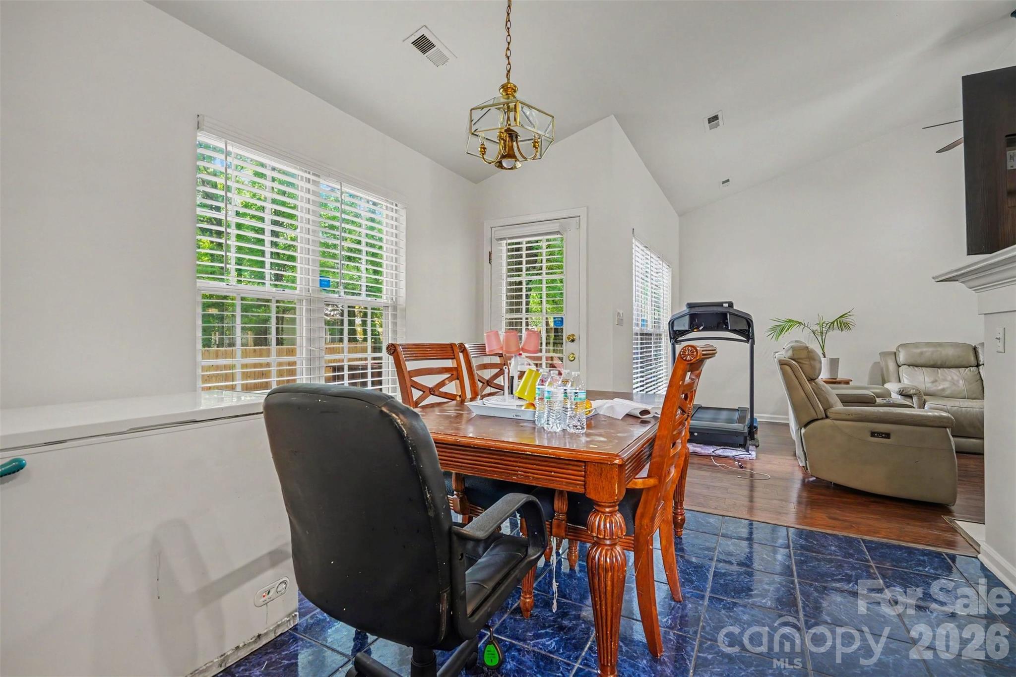 6312 Trysting Road, Charlotte, NC - photo 10 of 28