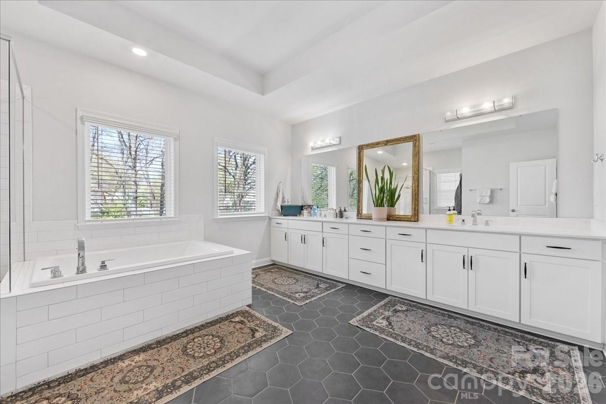 1241 Drummond Avenue, Charlotte, NC - photo 35 of 49