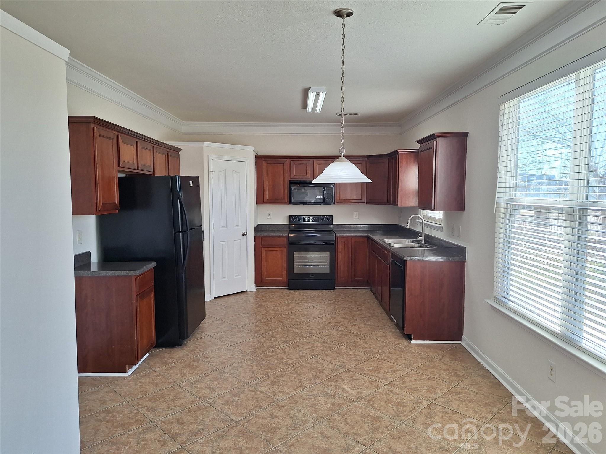 Photo 10 of 3107 Briar Rose Court, Charlotte, NC