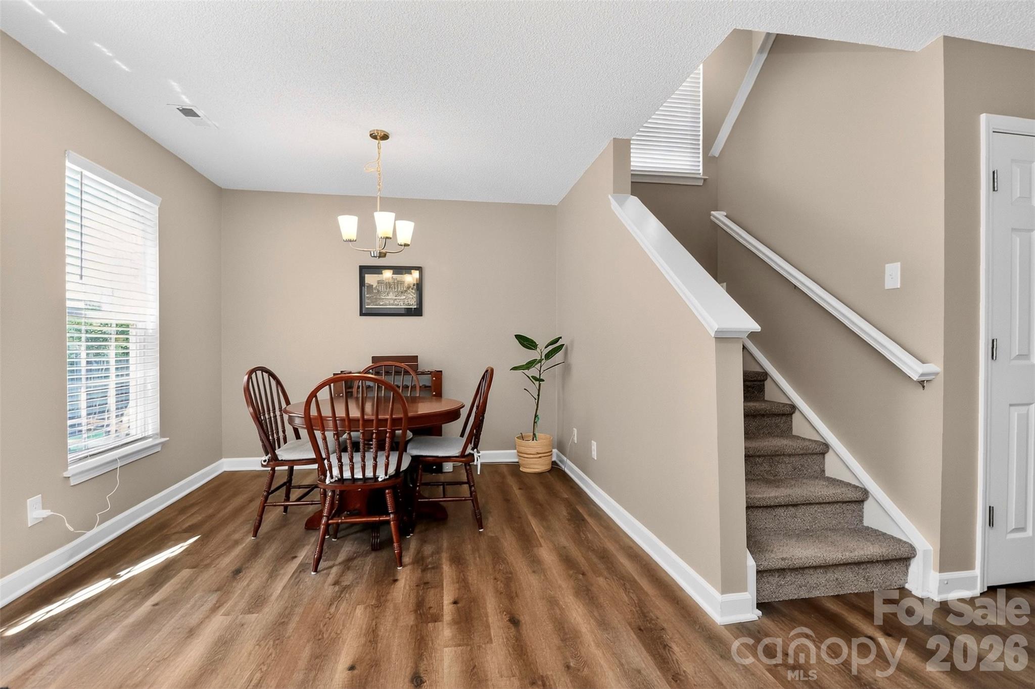Photo 10 of 4819 Hopewood Lane, Charlotte, NC
