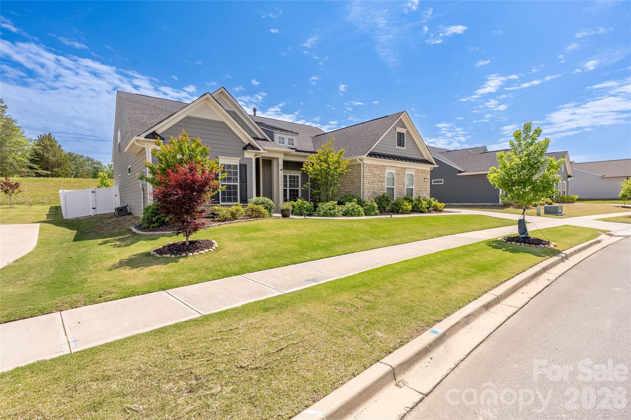 Photo 3 of 13712 Berkley Avenue, Huntersville, NC