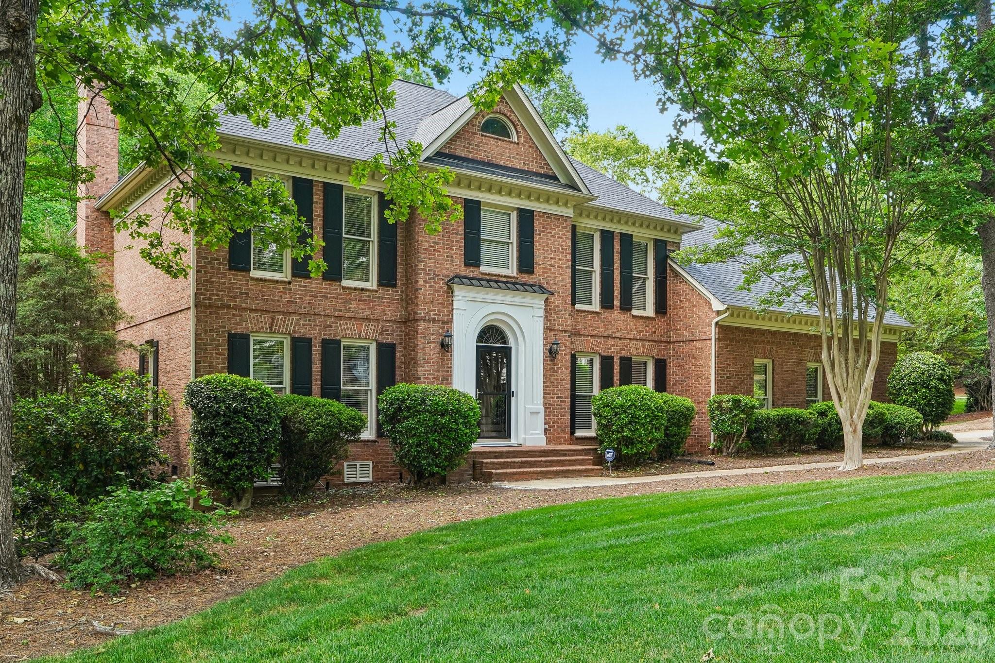 Home for sale at 5325 Chiltern Hills Trail, Charlotte, NC — photo 1 of 42