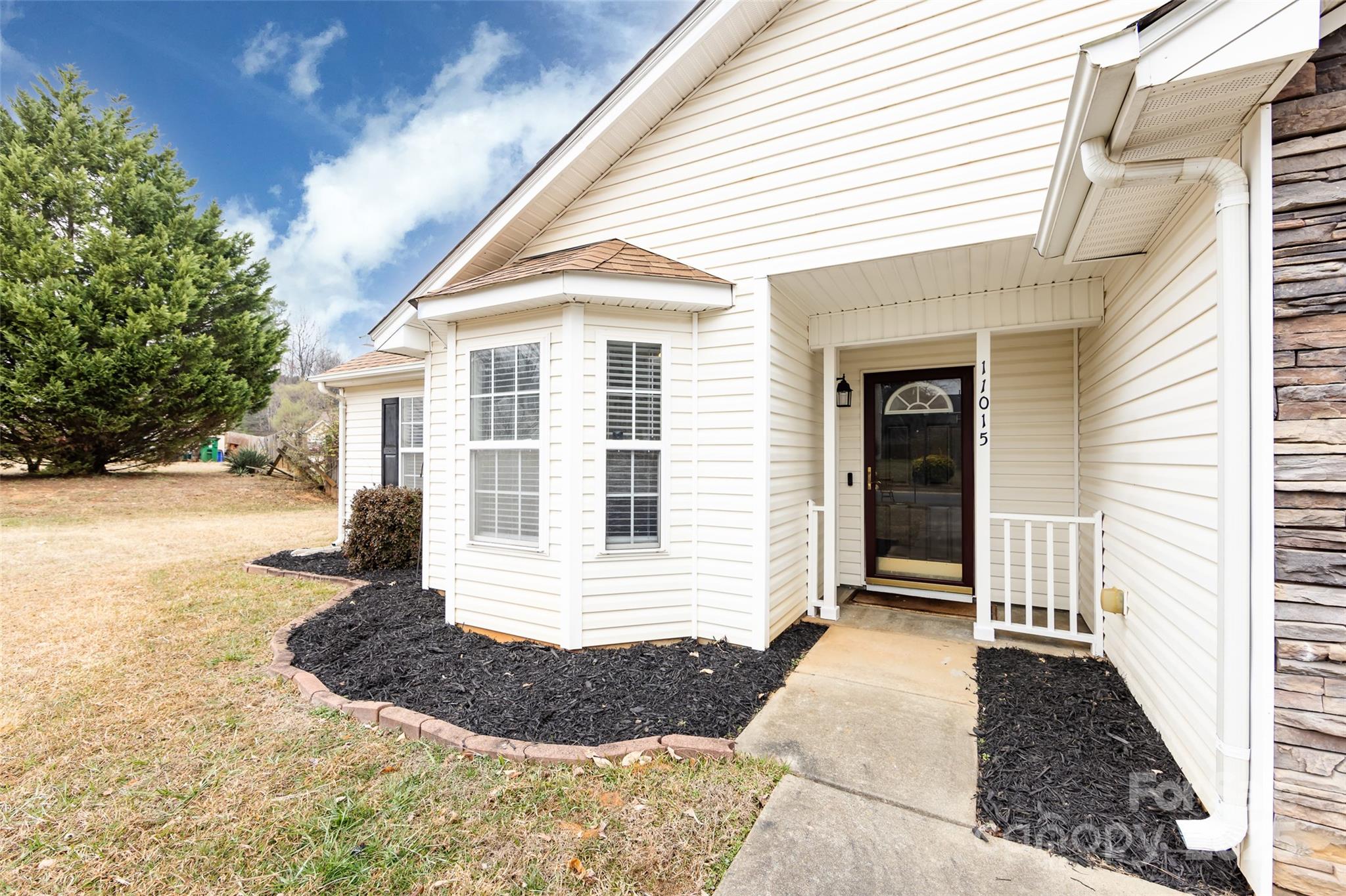Photo 6 of 11015 Olde English Drive, Charlotte, NC