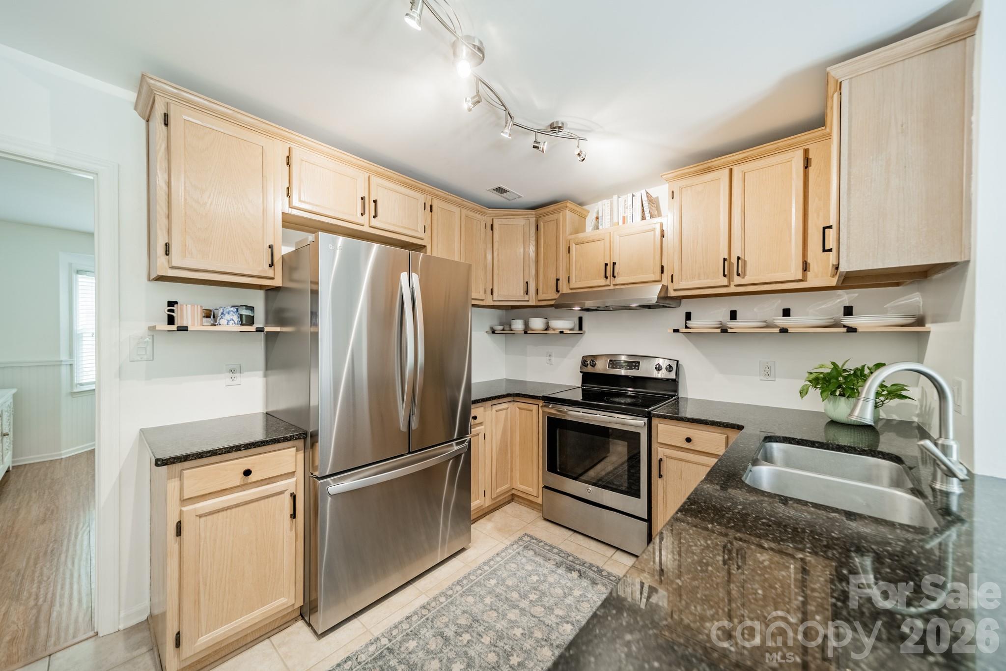 Photo 9 of 9217 Four Acre Court, Charlotte, NC